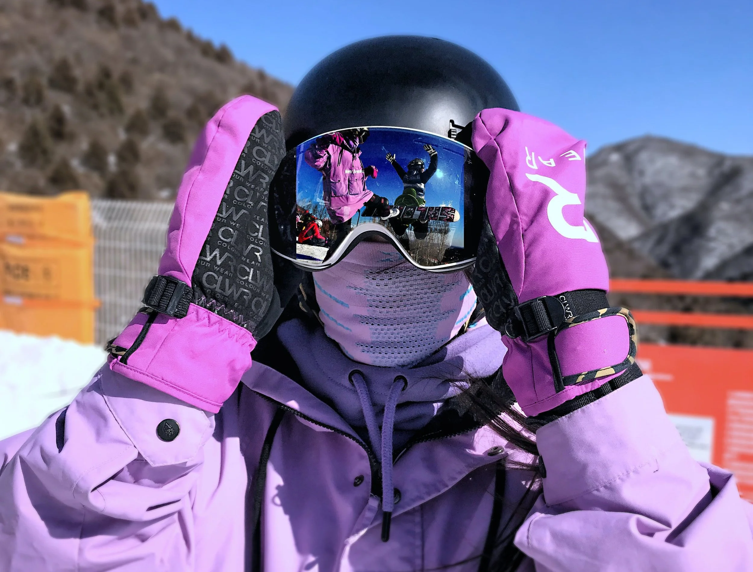 4 Ways You Can Hurt Your Eyes While Traveling And How To Prevent Them