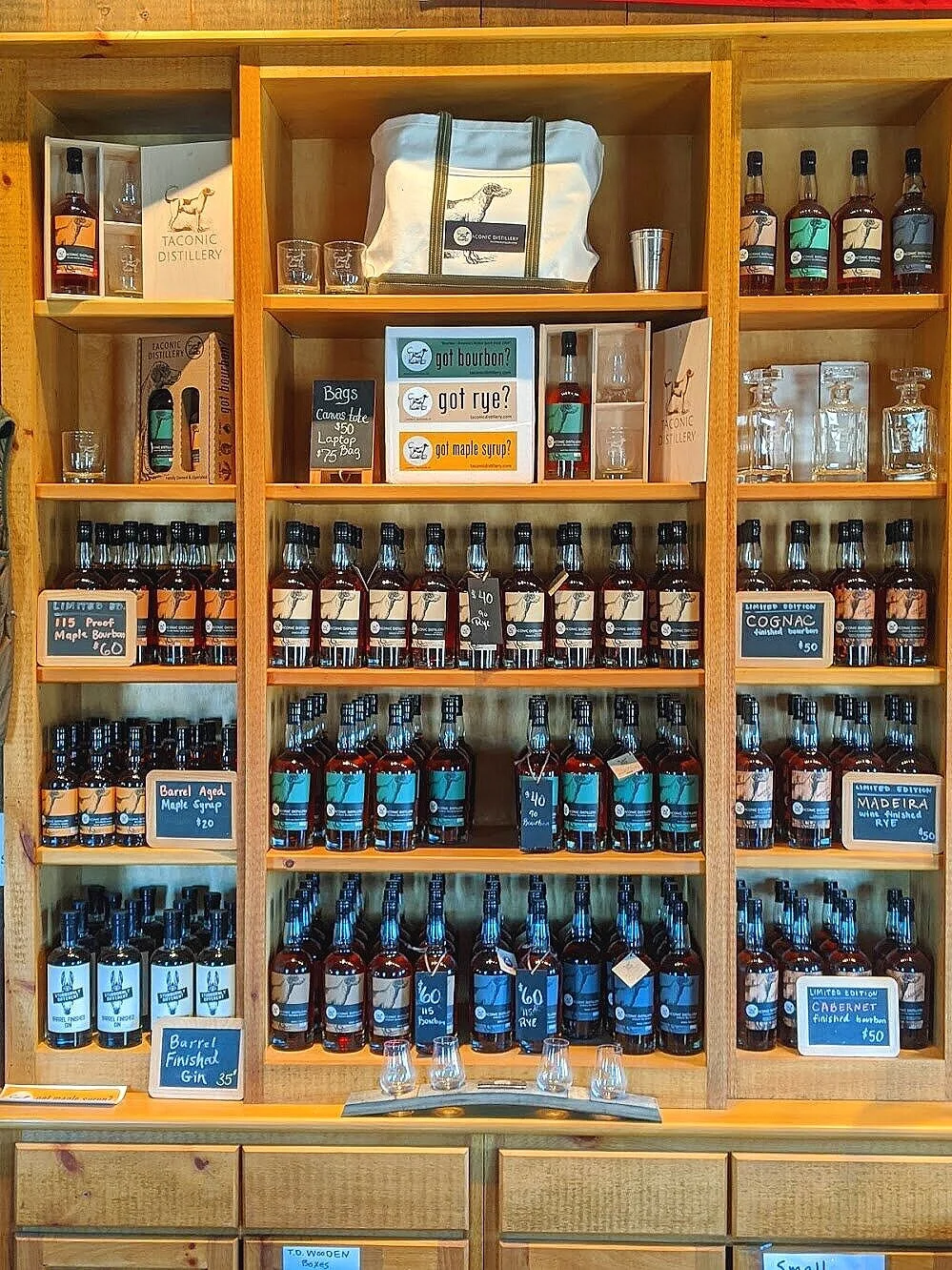 TASTING ROOM — Taconic Distillery