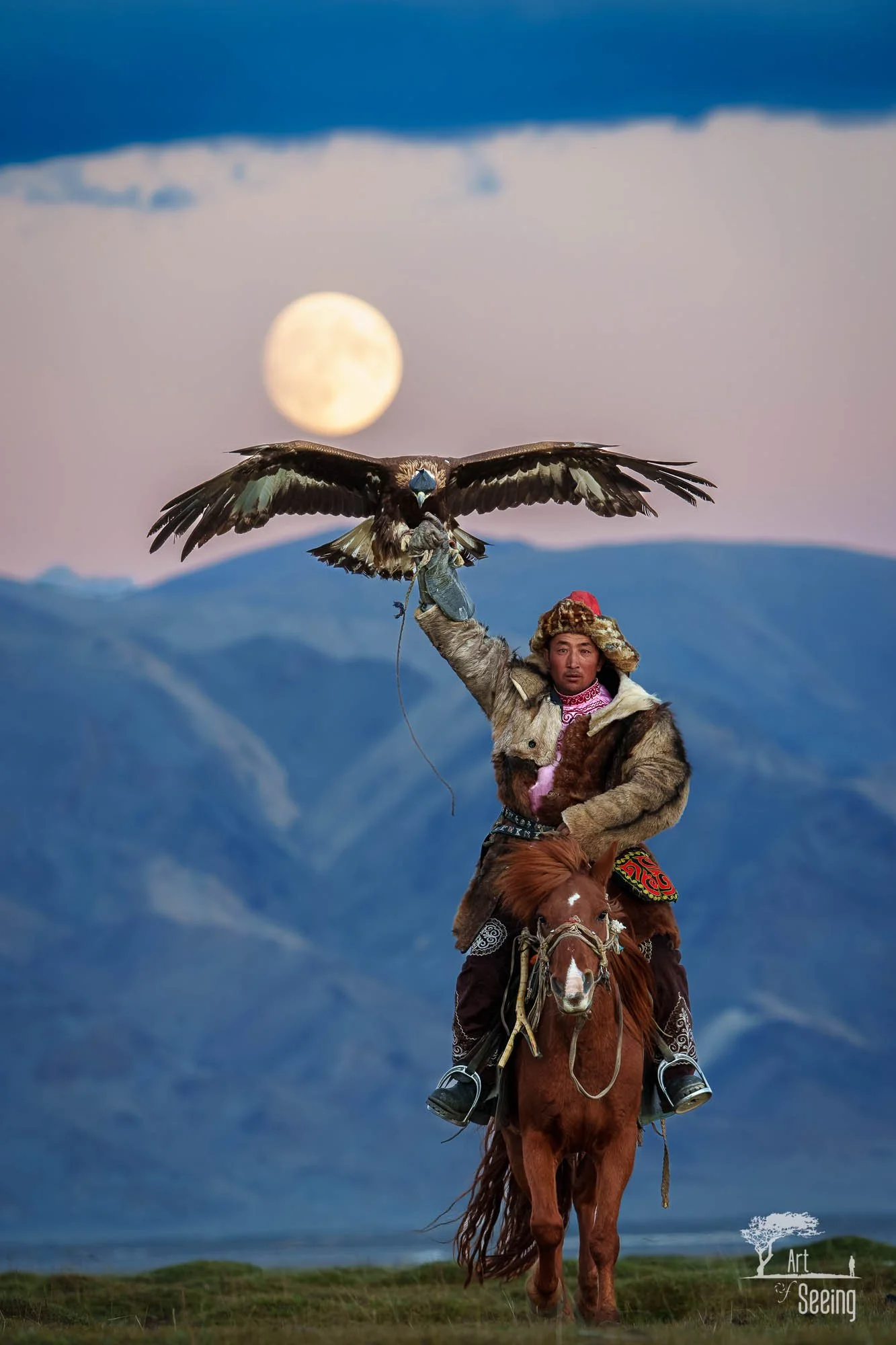 Mongolia: Golden Eagles & Gobi Desert 2025