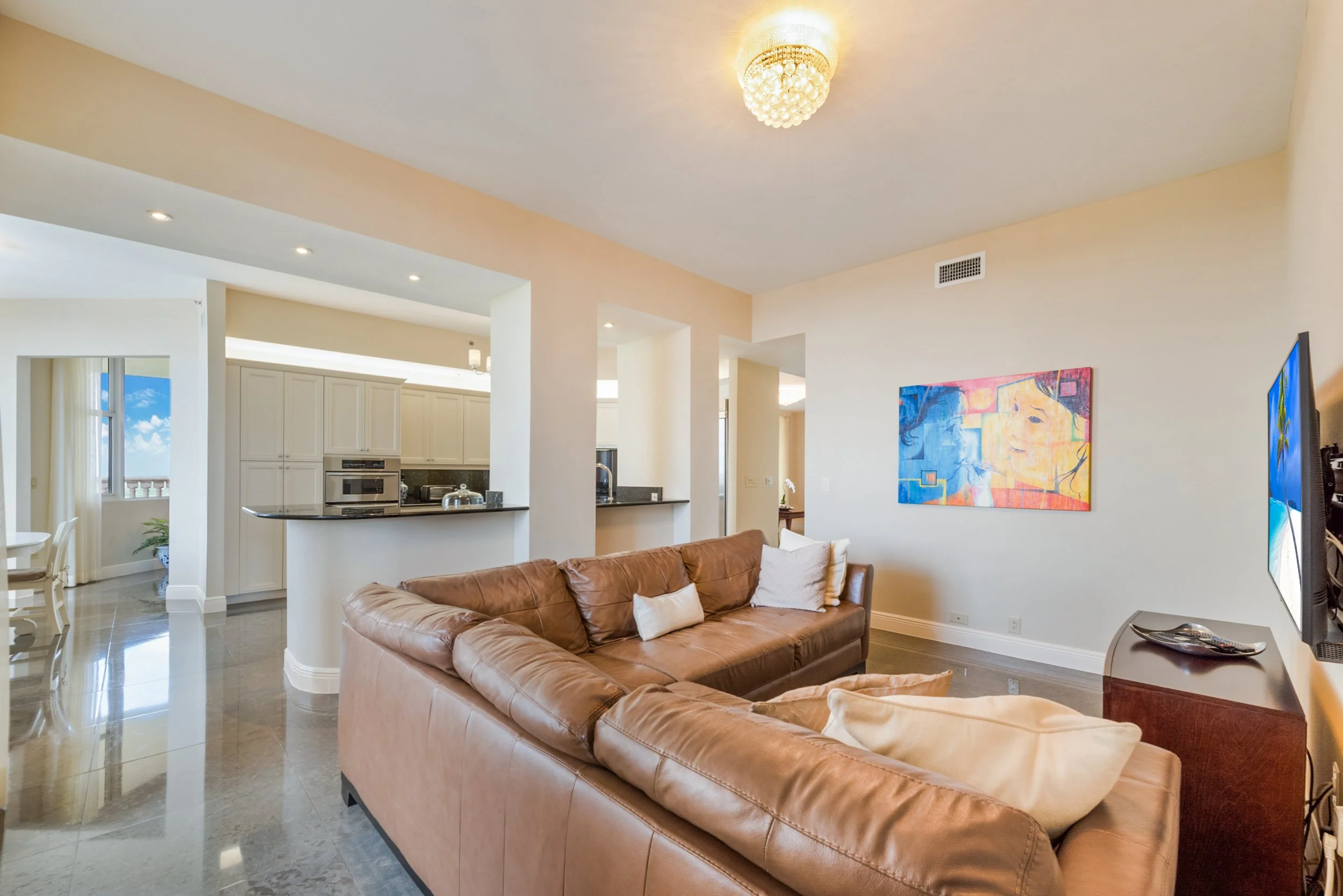 Master Brokers Forum Listing: Check Out This Full-Floor Coral Gables ...
