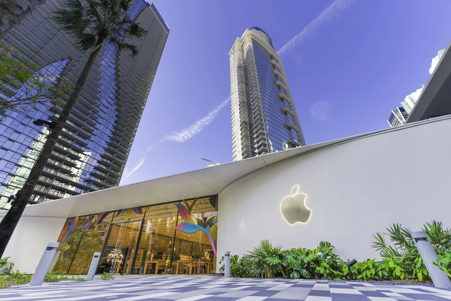 Miami Worldcenter Associates Sells Development's Retail and ...