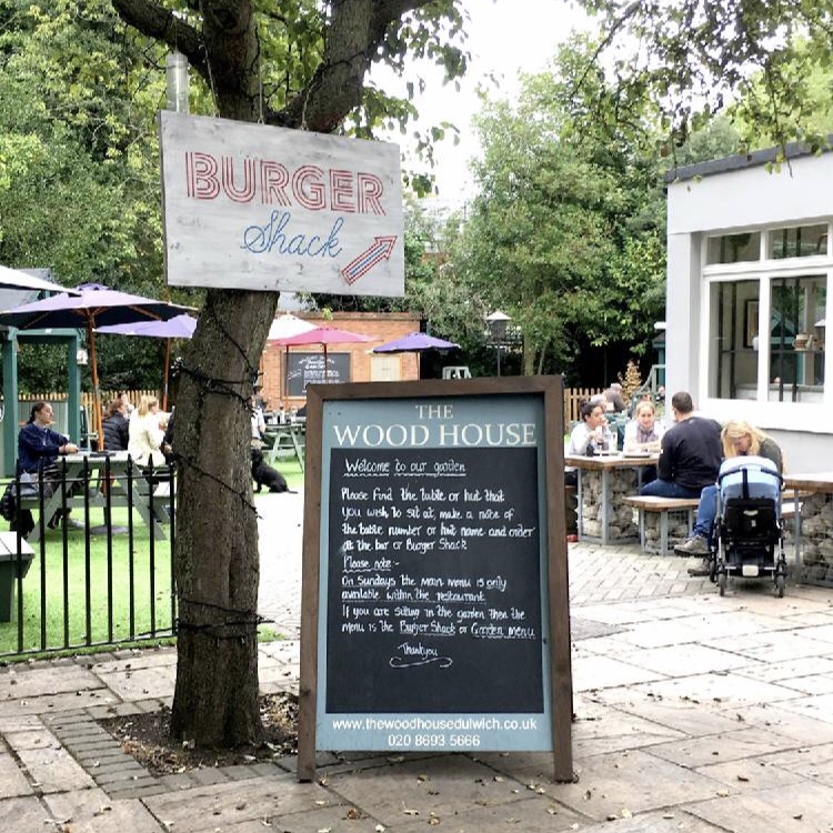 Walking app - Top 10 London Walks with Pubs — Go Jauntly