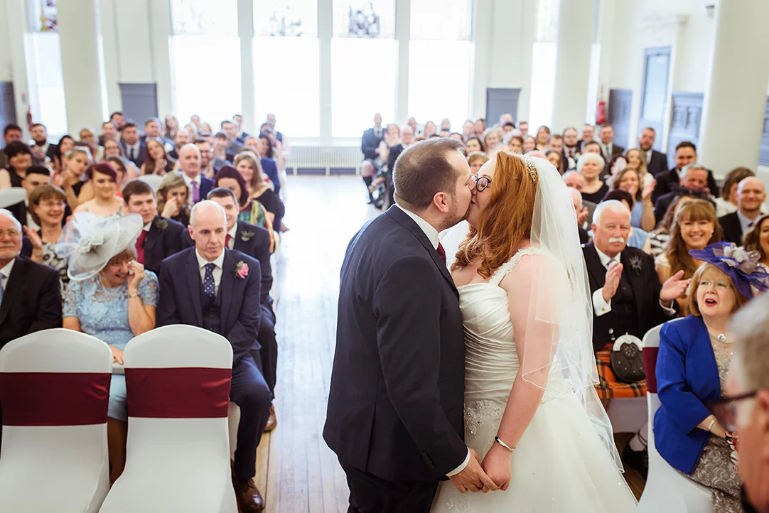 Greenock Town Hall wedding | Wedding Photography | Linda + Steven ...