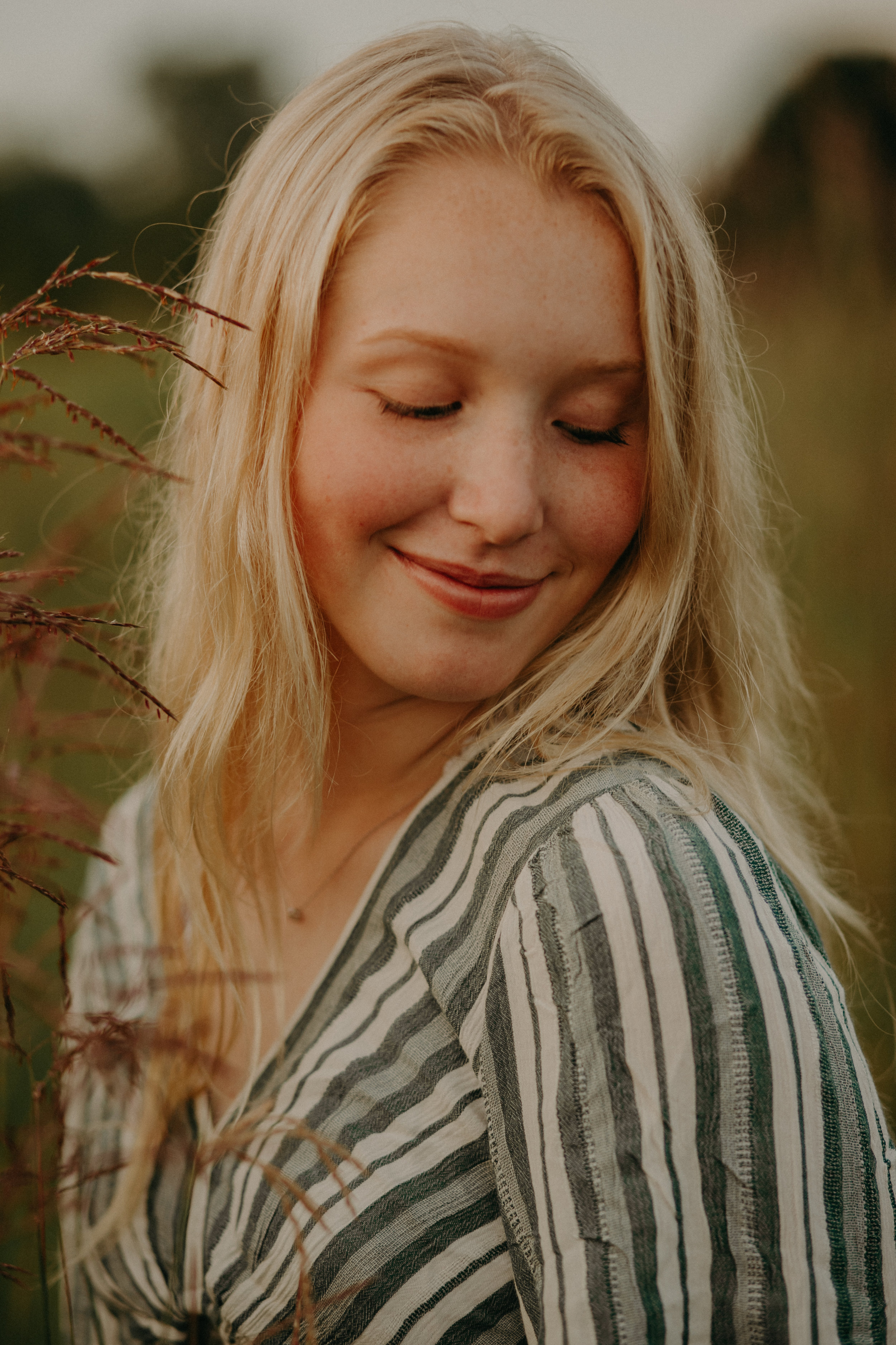 A Joyful Senior Session in Hudson WI | Camryn, Class of 2020 | Spooner ...