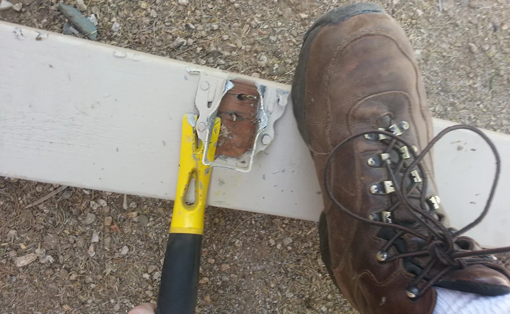 Review: Stanley Functional Utility Bar (FUBAR!) - a destruction love ...