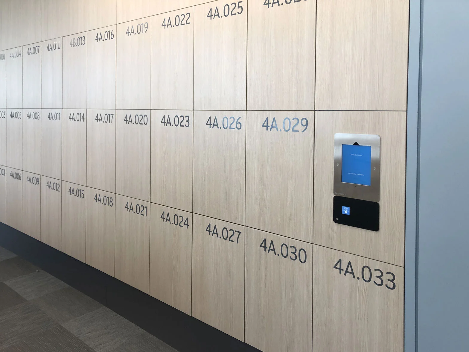 Hot Desking & Agile Office Storage Solutions