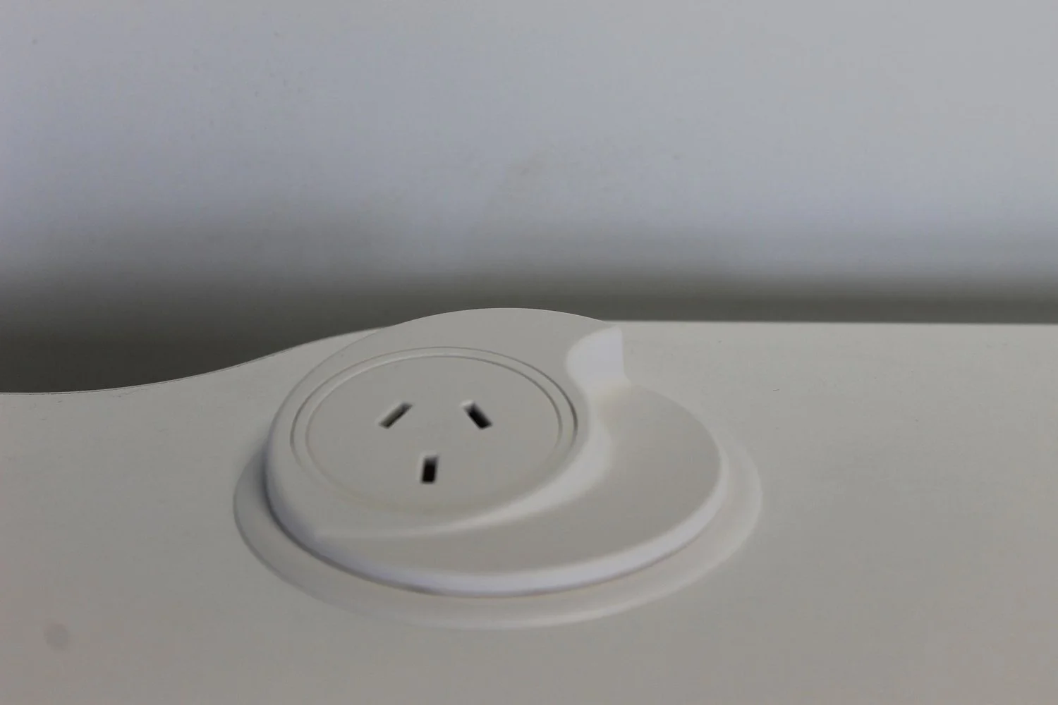 Built-in desk power outlets | SmartSpace Workplace Solutions