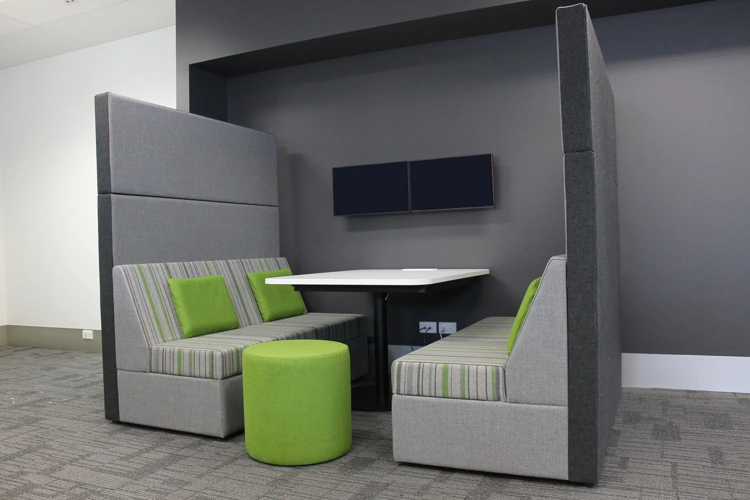 Office Meeting Booth Sliding Table | SmartSpace NZ