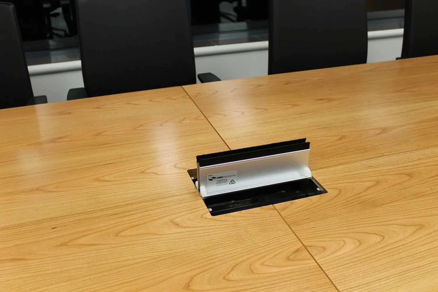 Built-in desk power outlets | SmartSpace Workplace Solutions