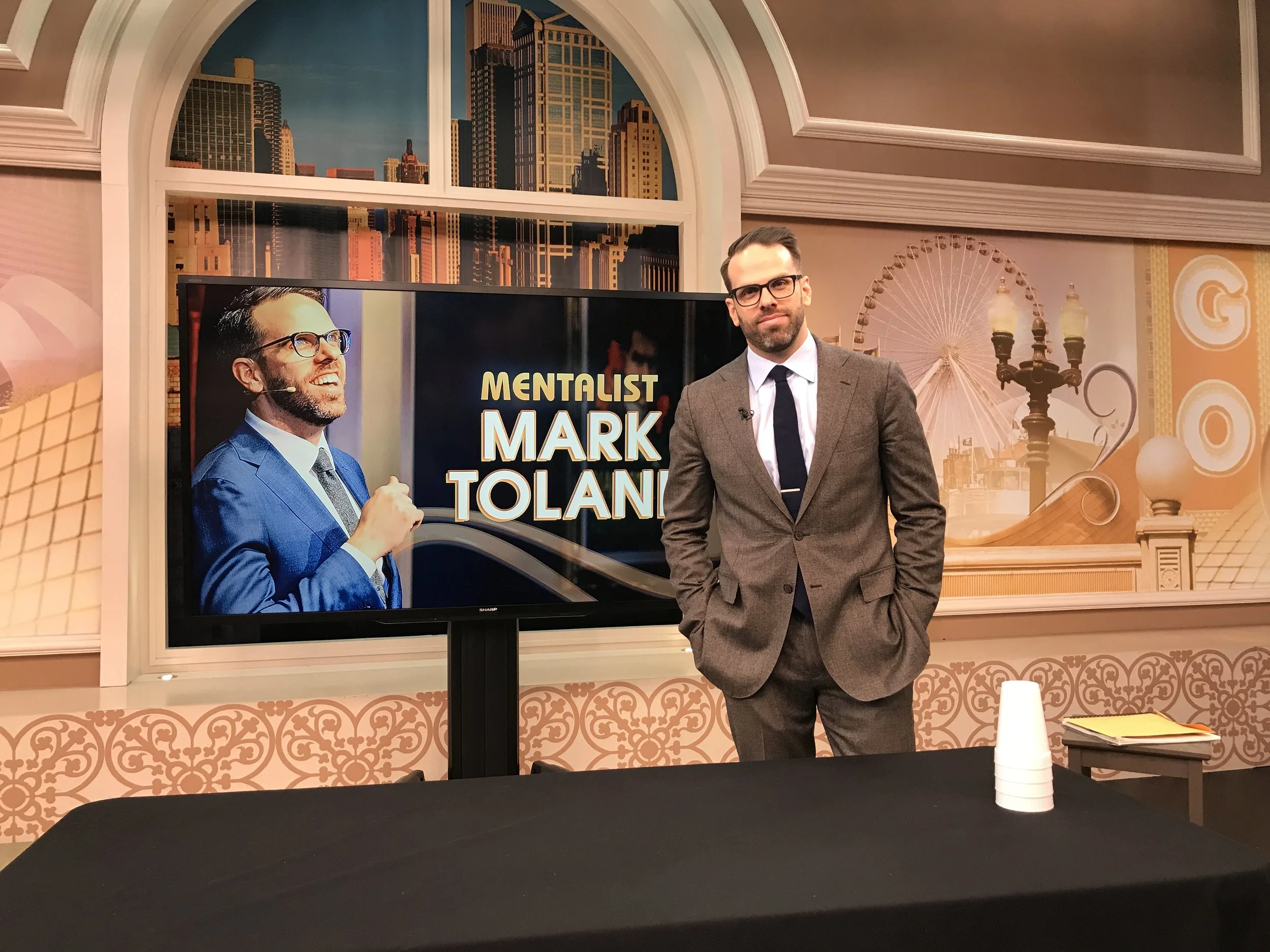 Photos — Mark Toland | Chicago Mentalist & Mind Reader