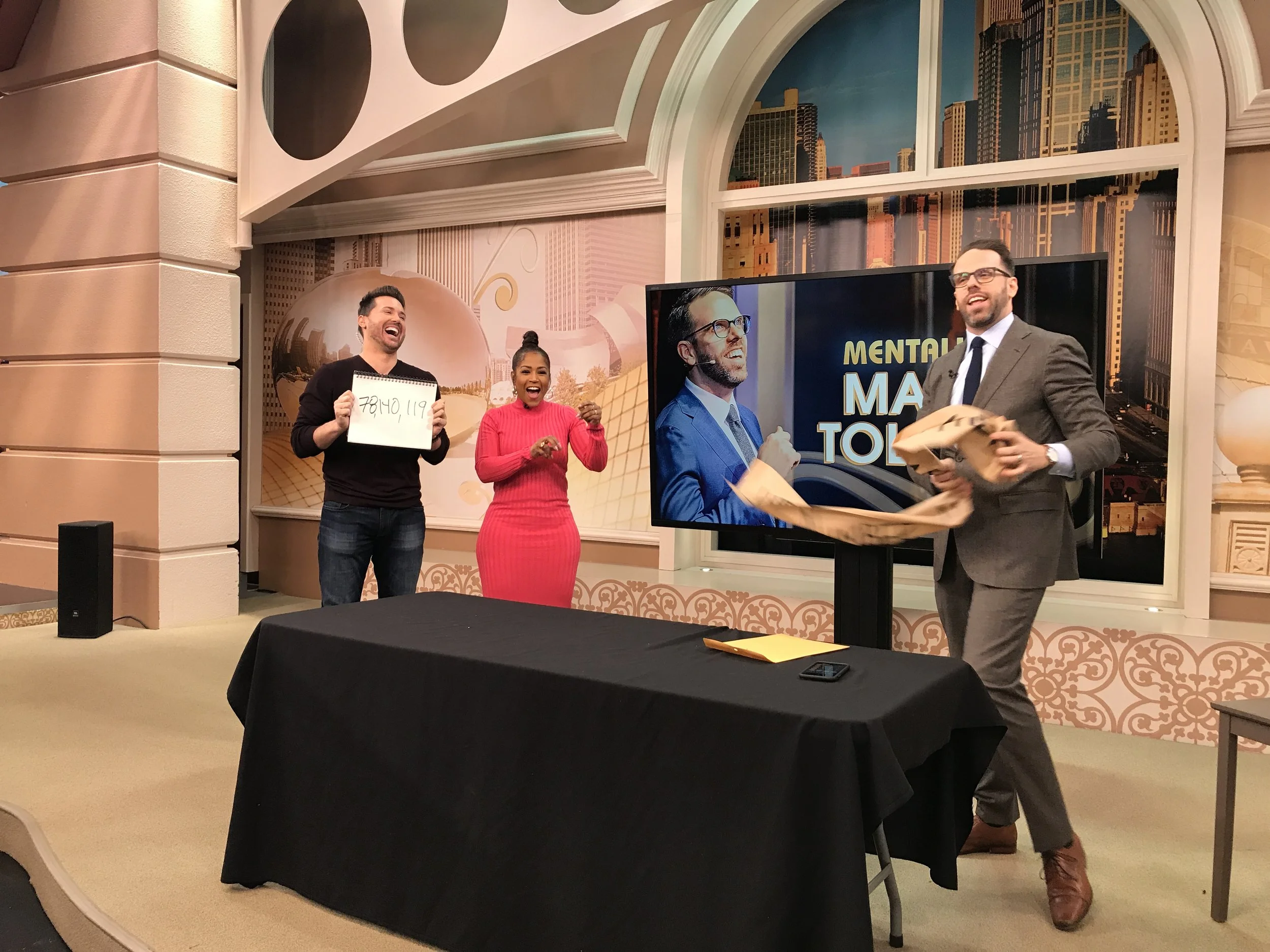 Photos — Mark Toland | Chicago Mentalist & Mind Reader