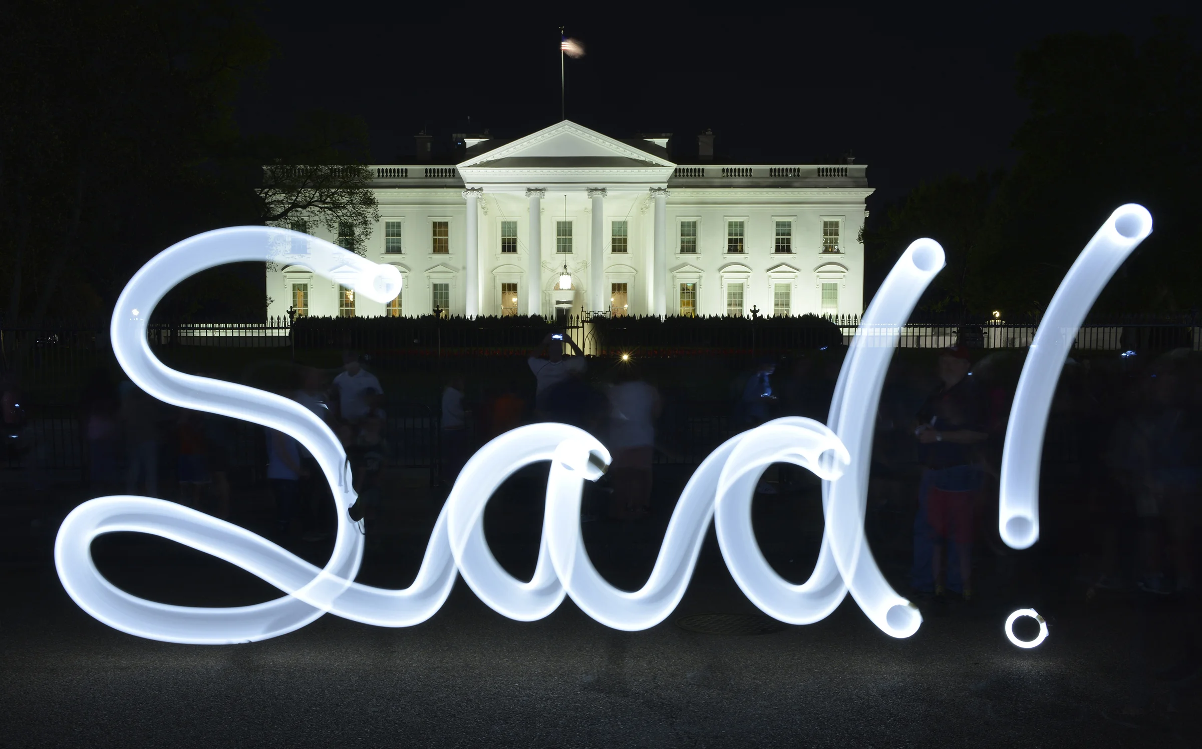 VICKI DASILVA - Vicki DaSilva light graffiti