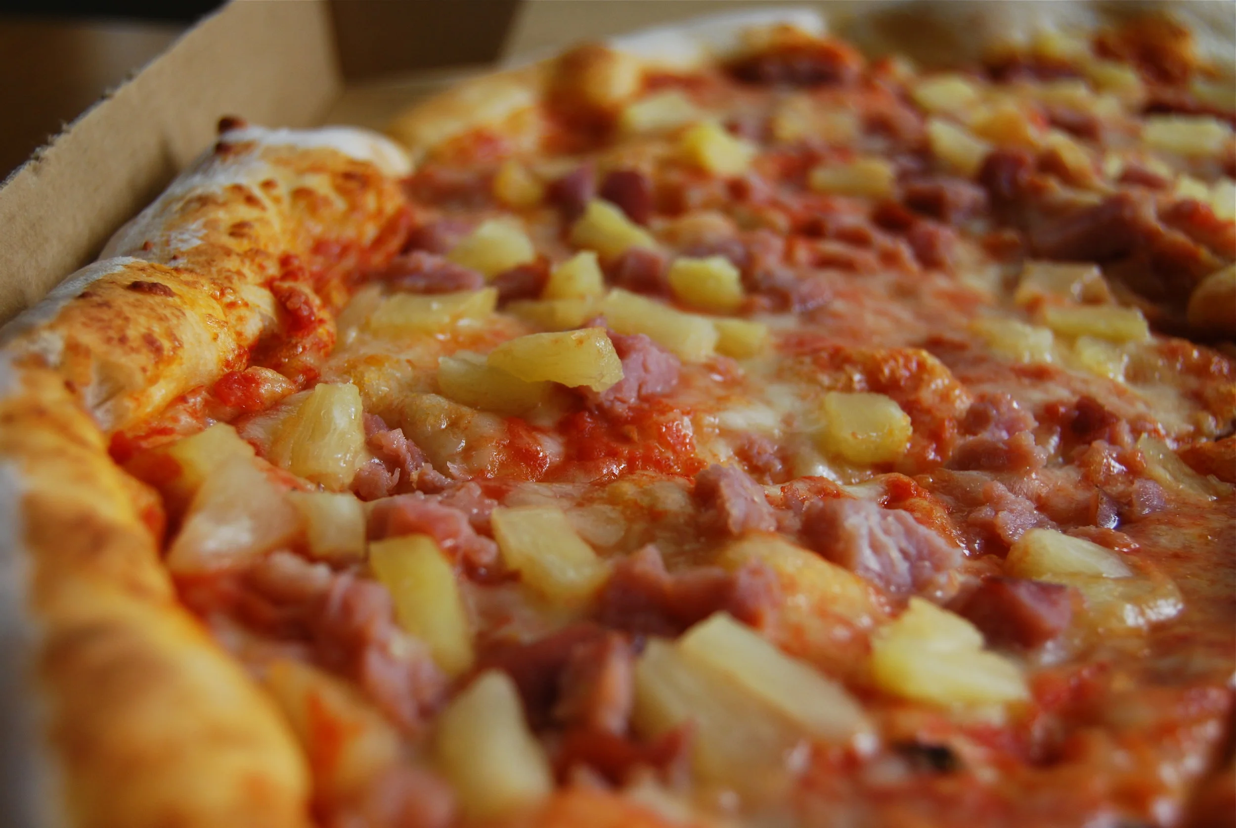 20 Reasons Why Liking Pineapple On Pizza Makes You A Bad Person 20 Reasons Why Liking Pineapple On Pizza Makes You A Bad Person