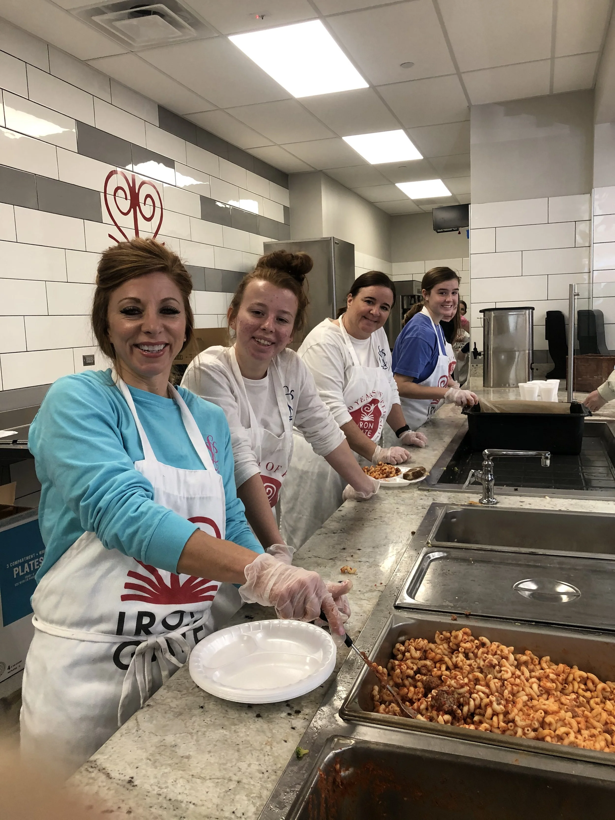 Volunteer — Iron Gate Tulsa