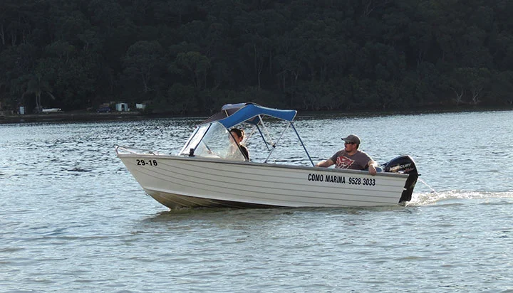 Como Marina Boats Hire, Party Pontoon Boats Hire, BBQ Pontoons Hire in ...