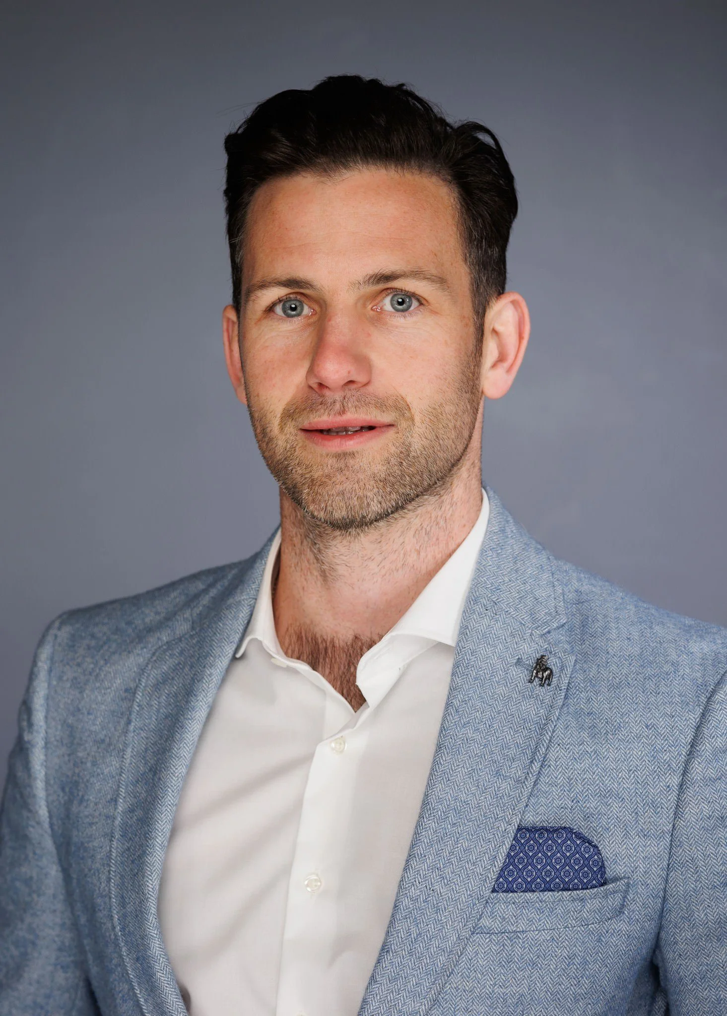 Business headshots - Ruairi | The Marketing Photographer