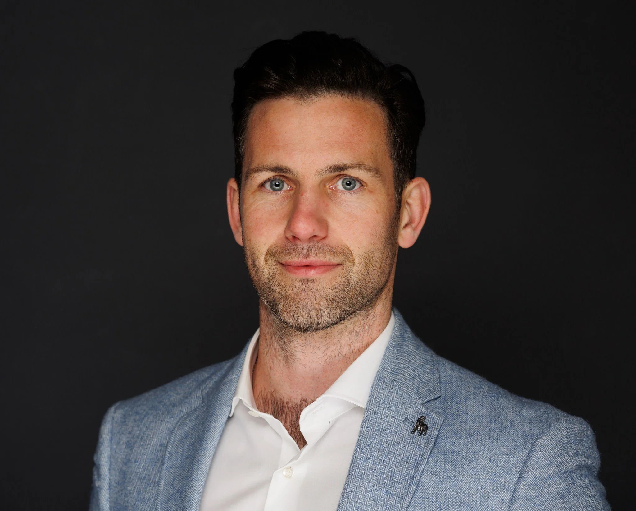 Business headshots - Ruairi | The Marketing Photographer