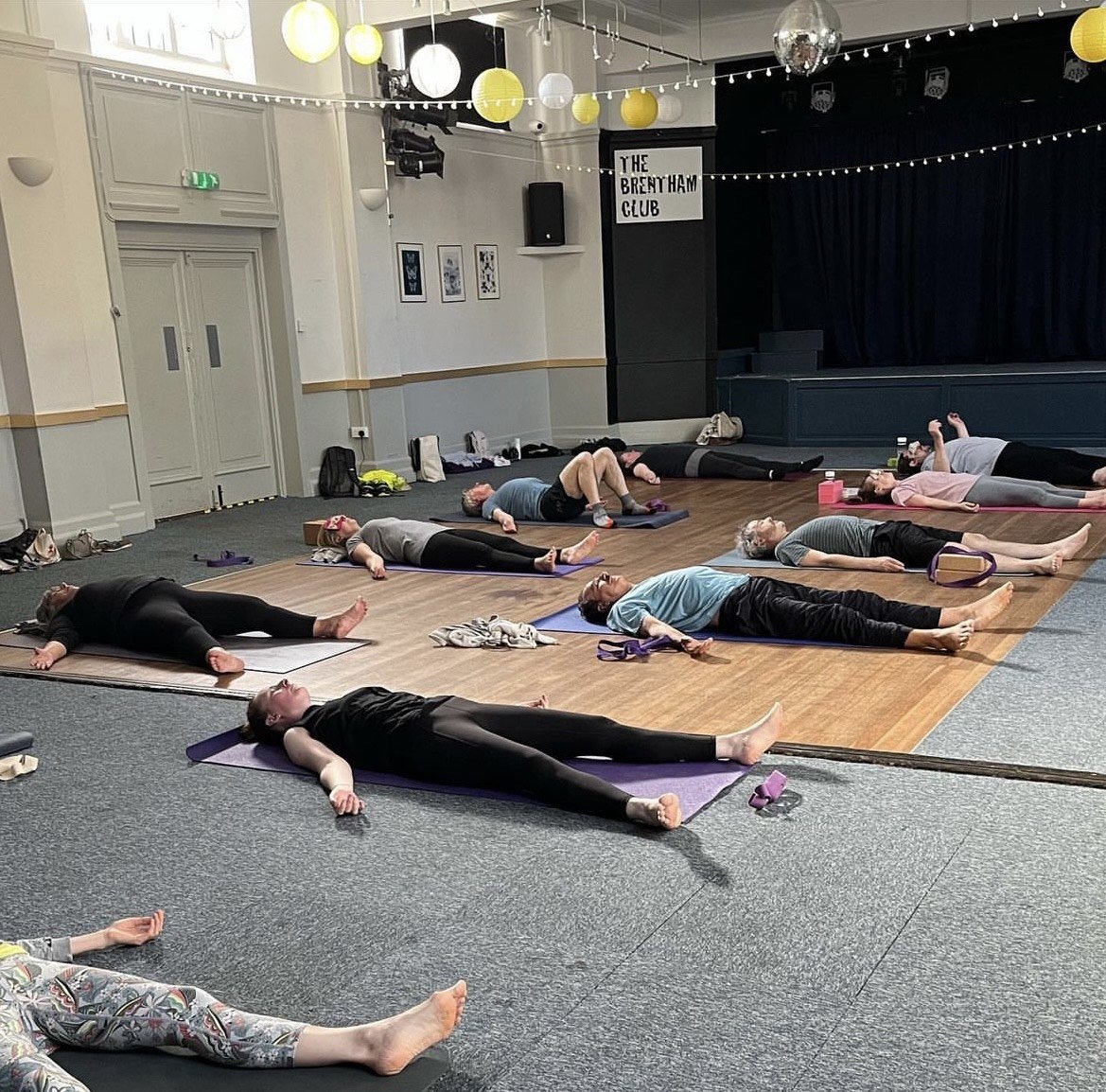 Yoga in Ealing & LIVE on Zoom - Yoga Classes in Ealing