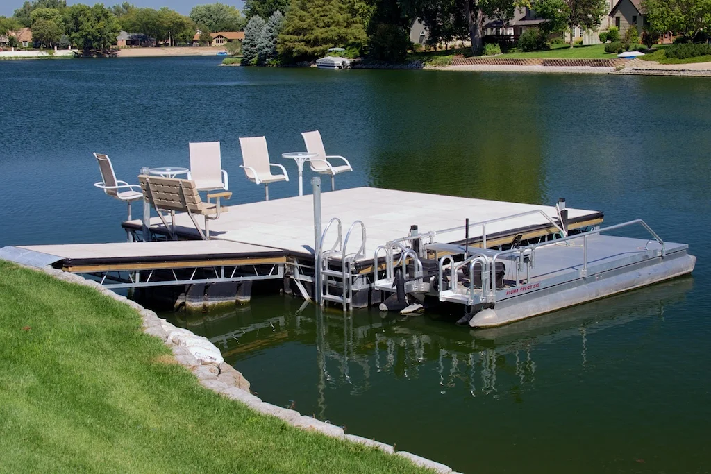 Dock Photos — Hotwoods