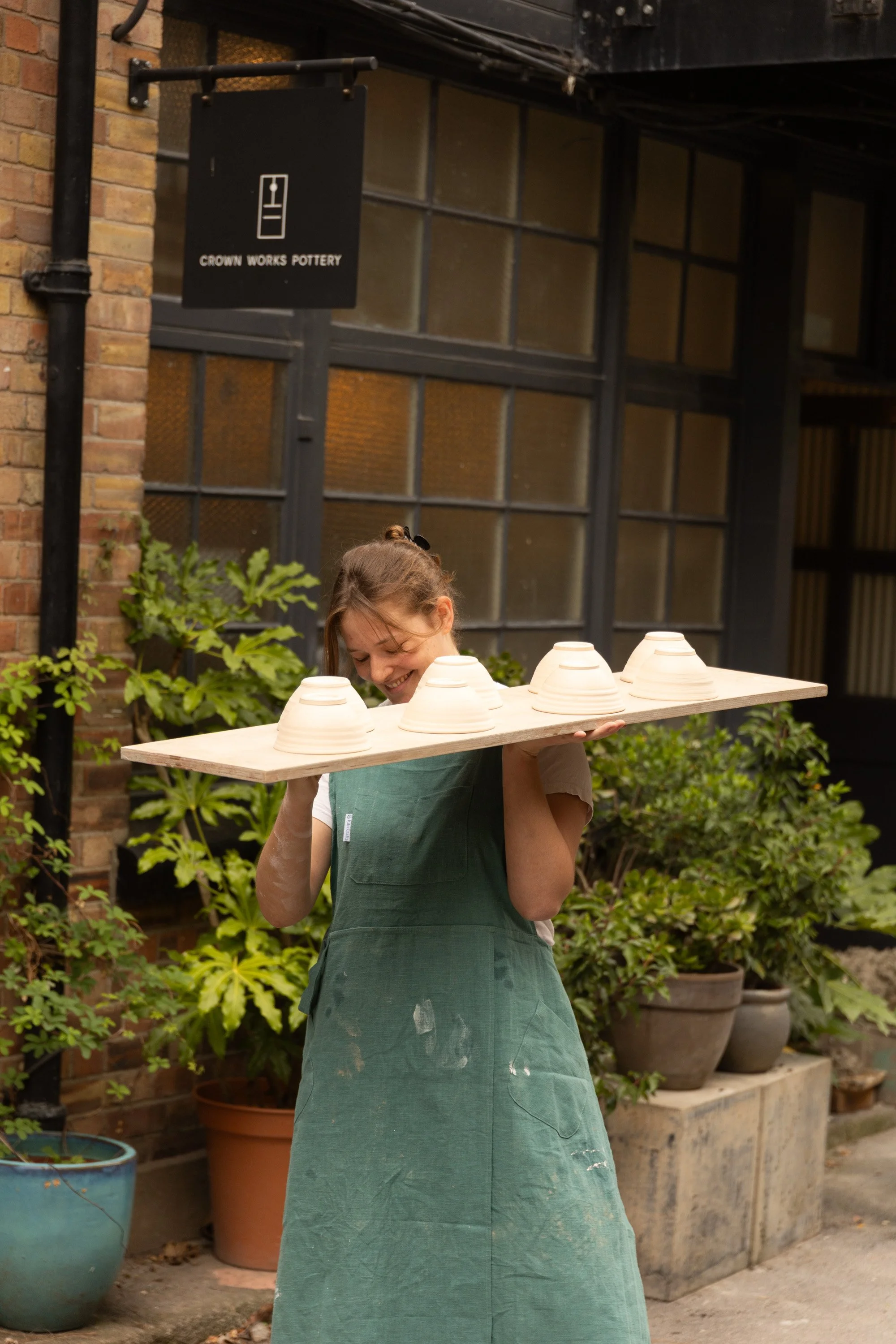 Giulietta Hextall — Crown Works Pottery