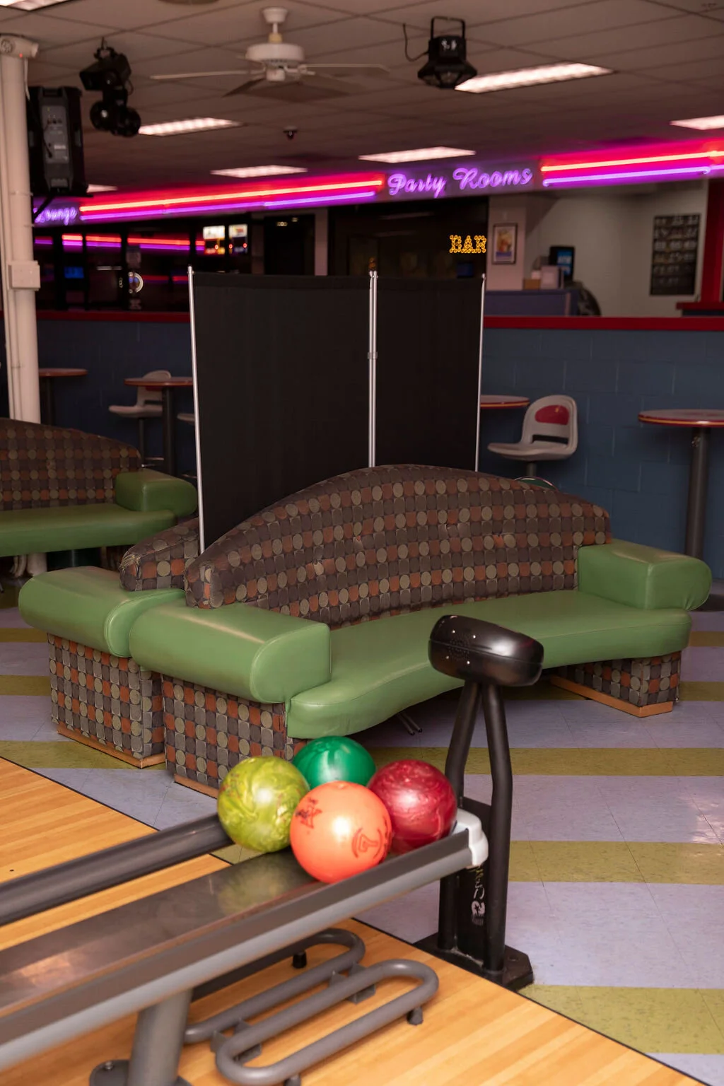 Bowling Center Pictures — Empire Bowl
