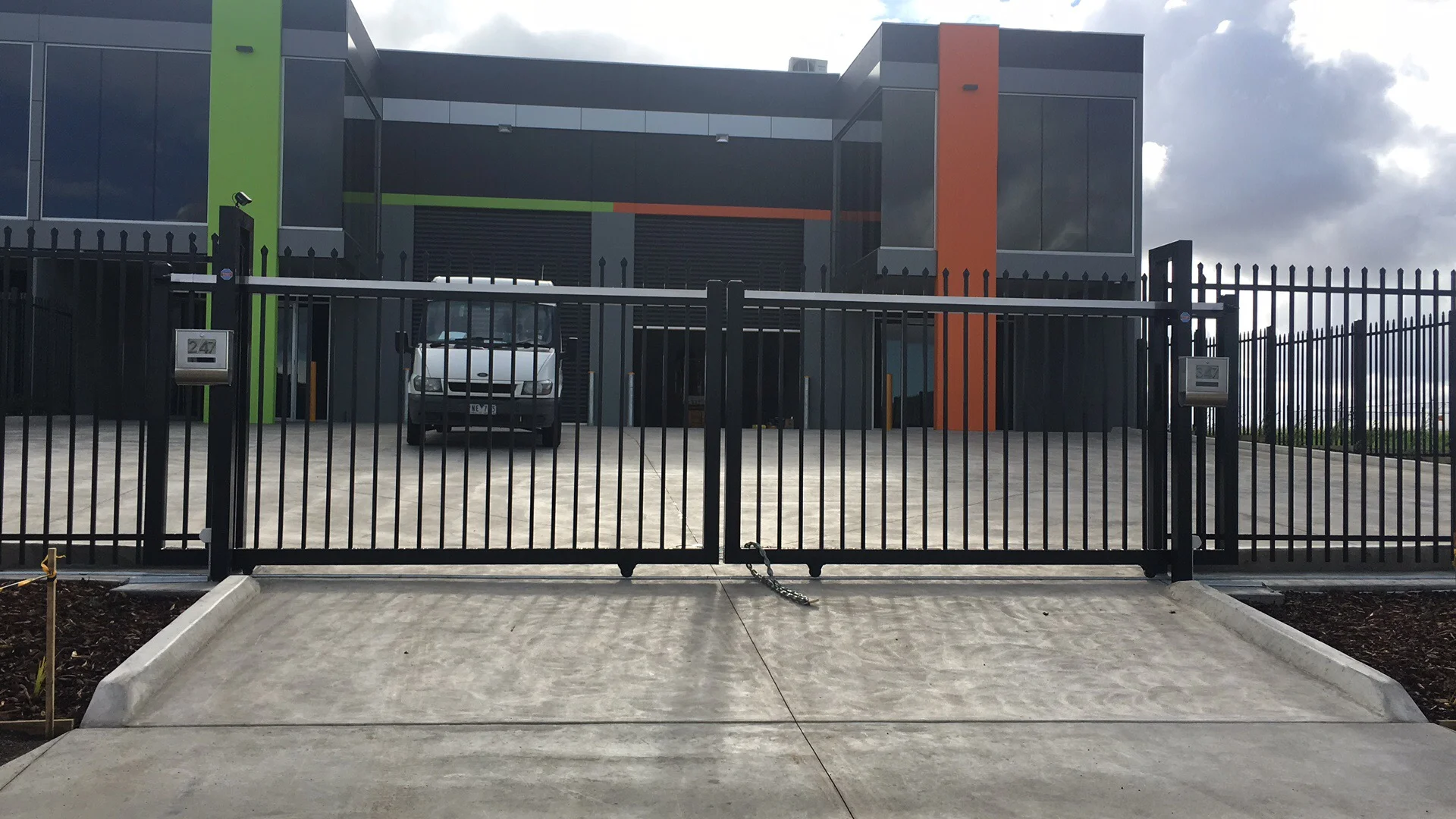 Sliding Gates — Perpetual Construction