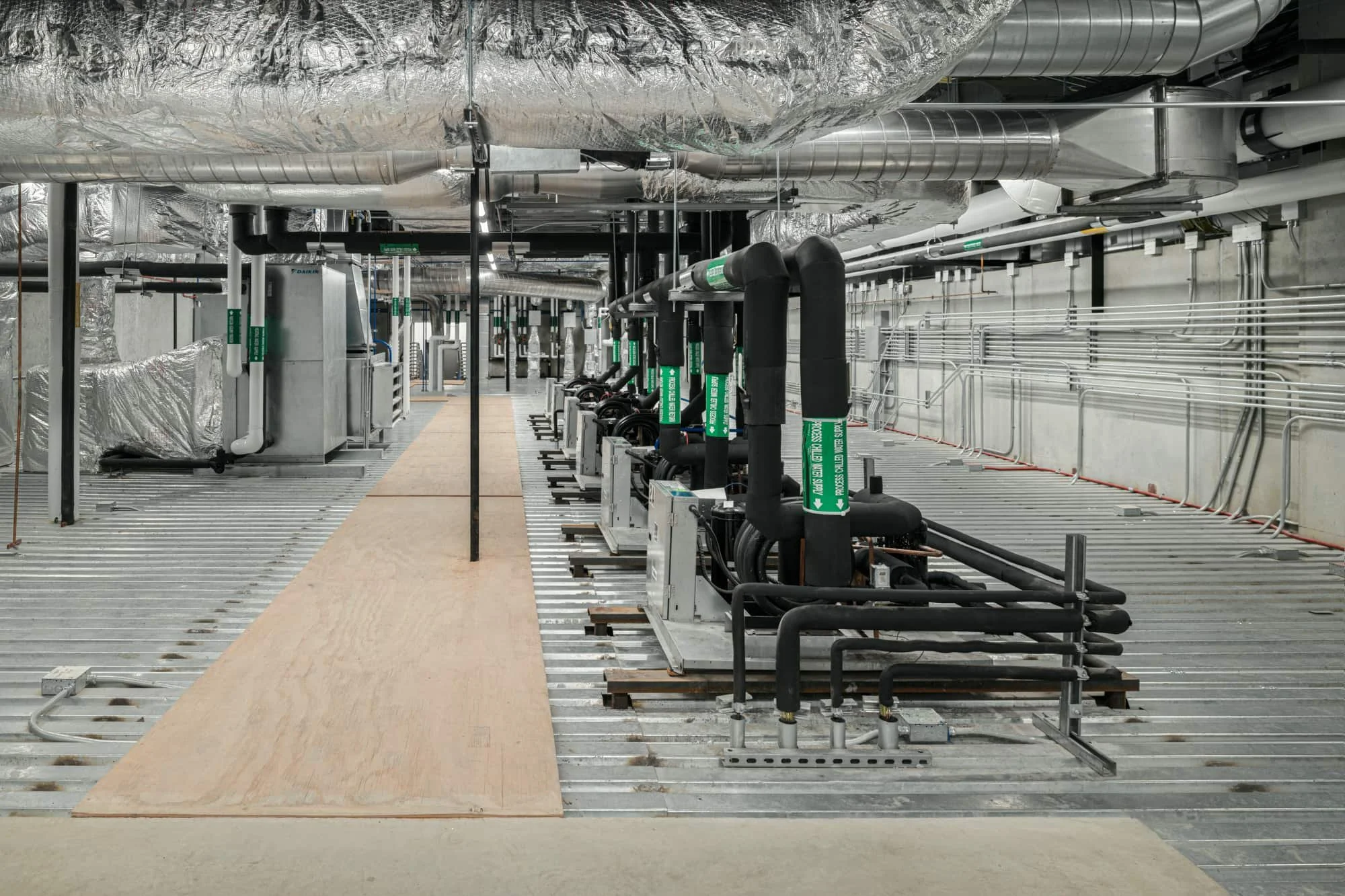 Architectural Photography Project Review: Iowa State University VDL ...