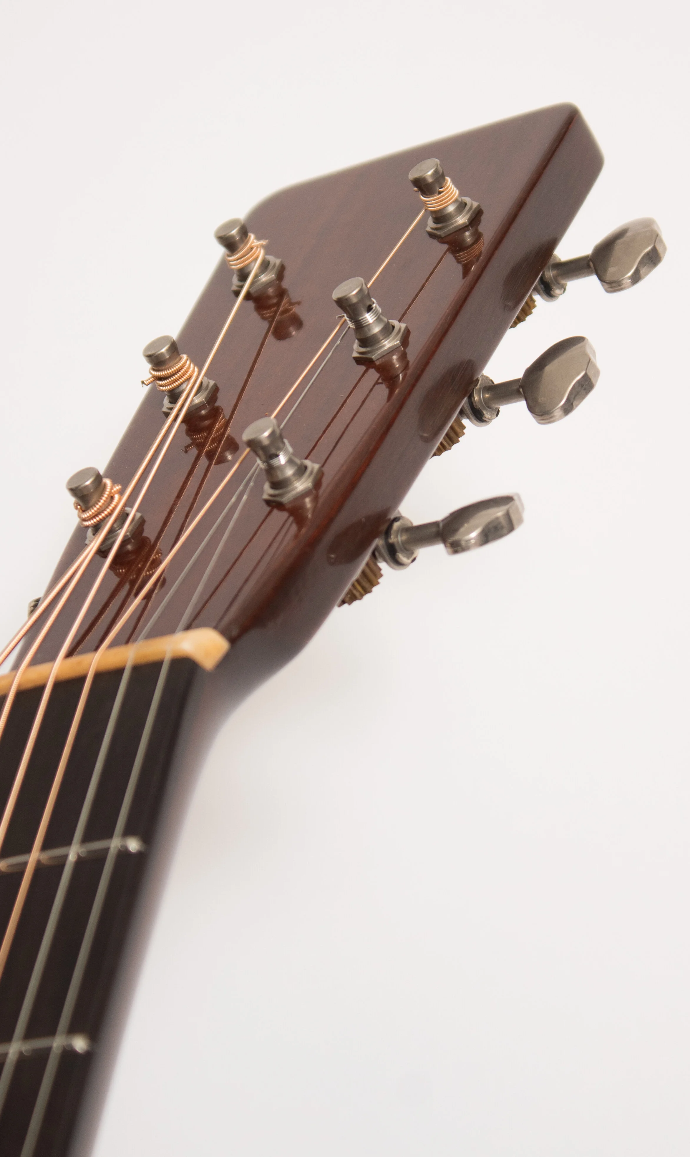 Single-0 — Pre-War Guitars Co.