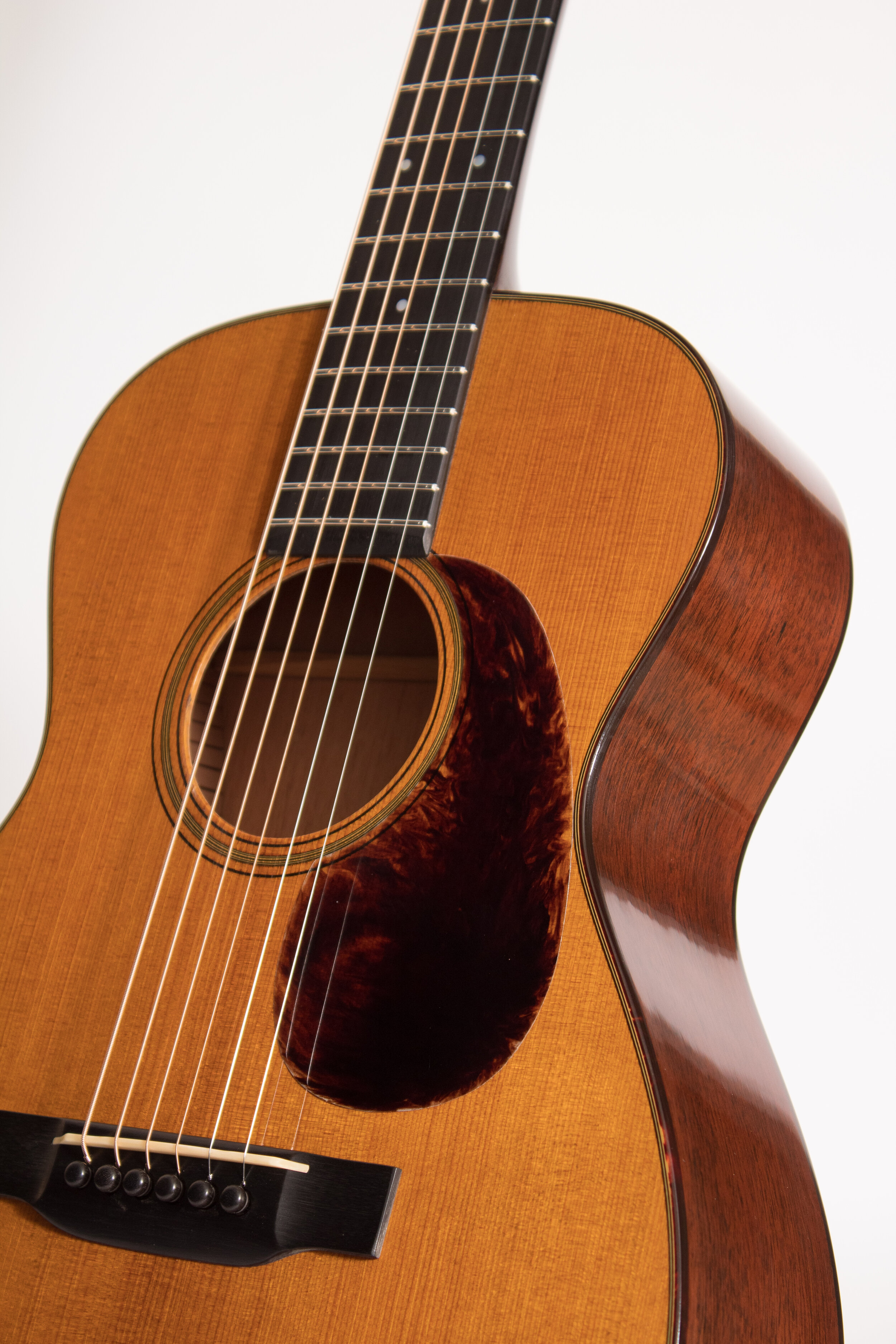 Single-0 — Pre-War Guitars Co.