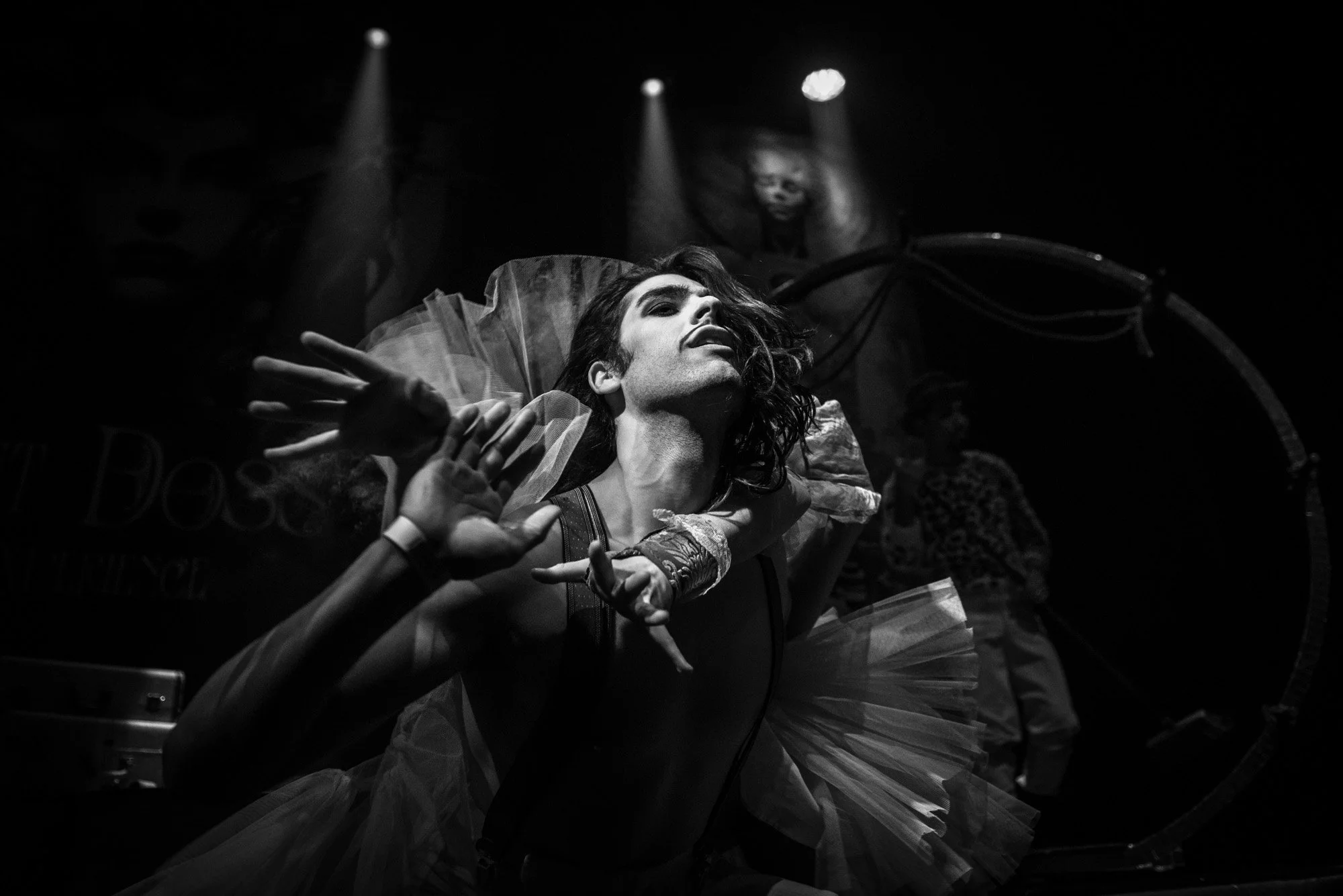 EXPERIENCE — Lucent Dossier Experience