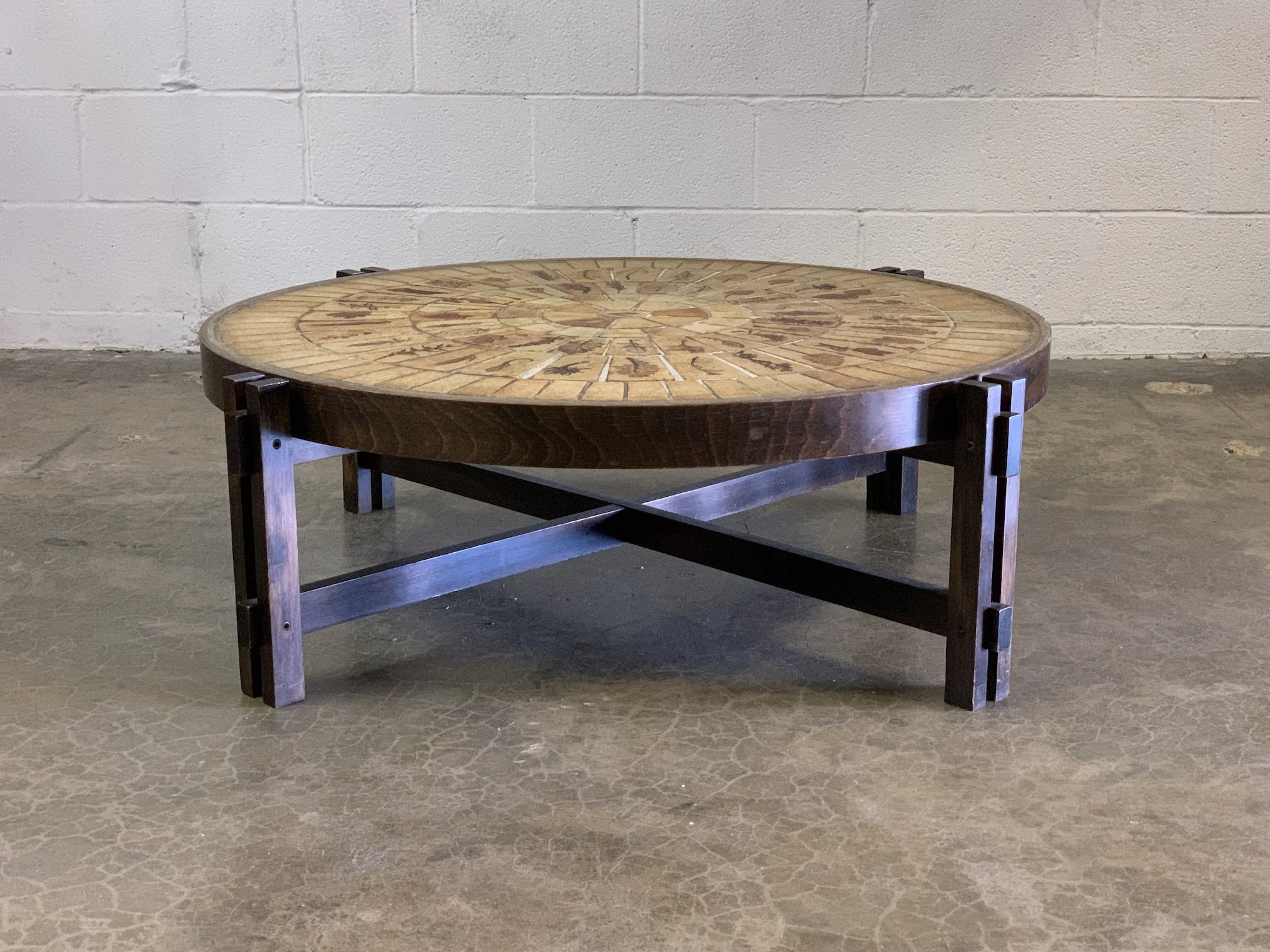 Tables — sputnik modern
