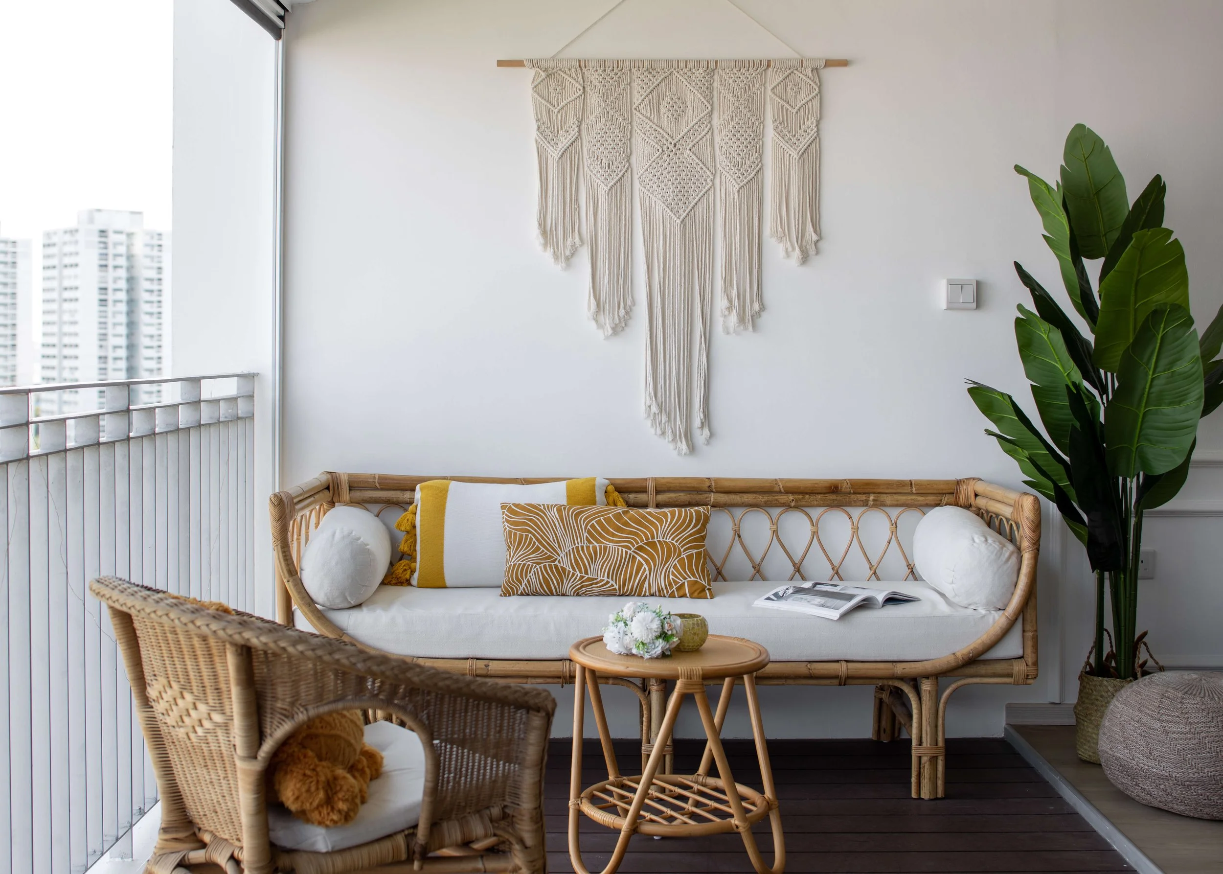 Stylish HDB Balcony Design Ideas to Maximize Small Spaces — Lemonfridge ...