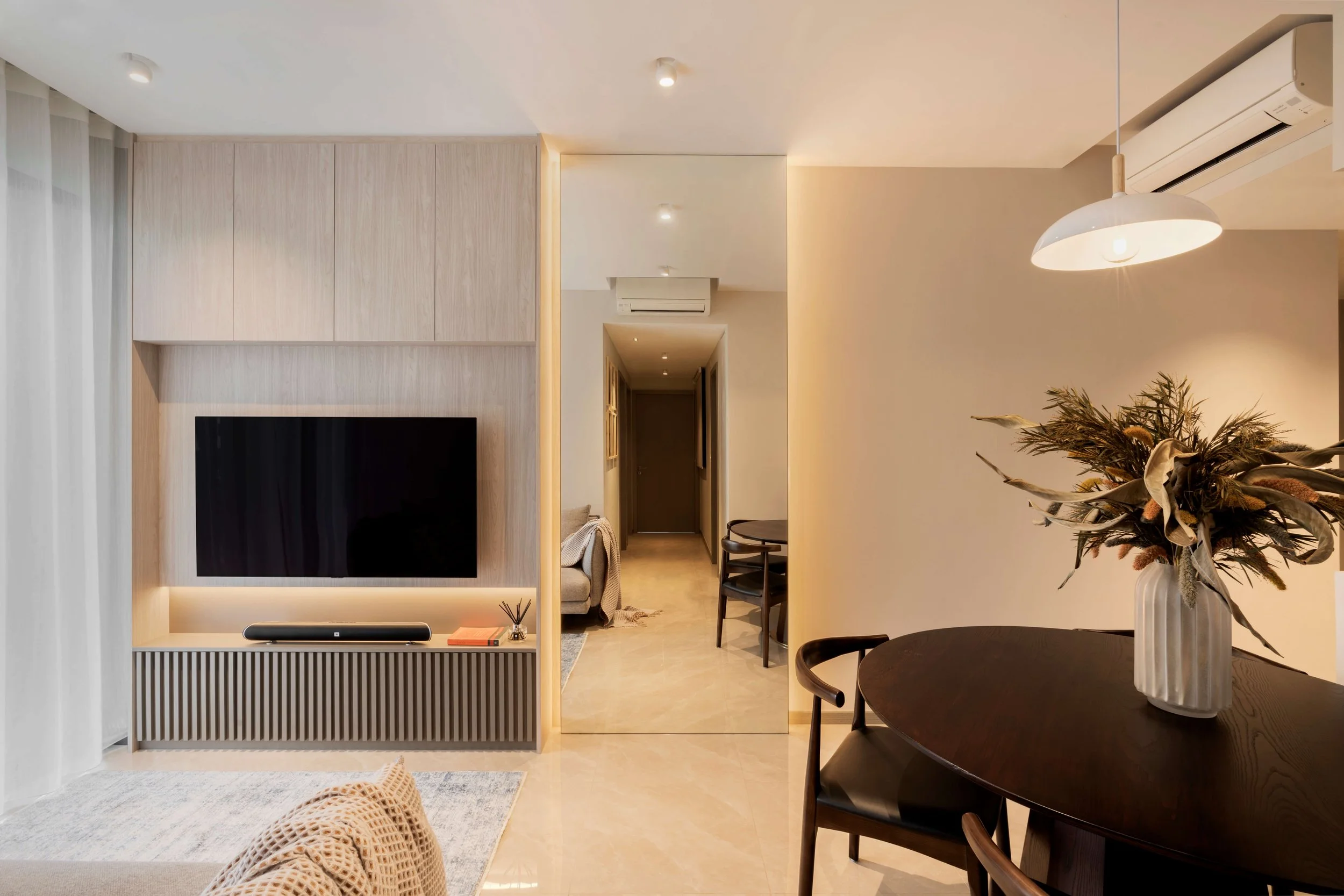 Condo Living Room Design Ideas for Stylish Small Spaces — Lemonfridge ...