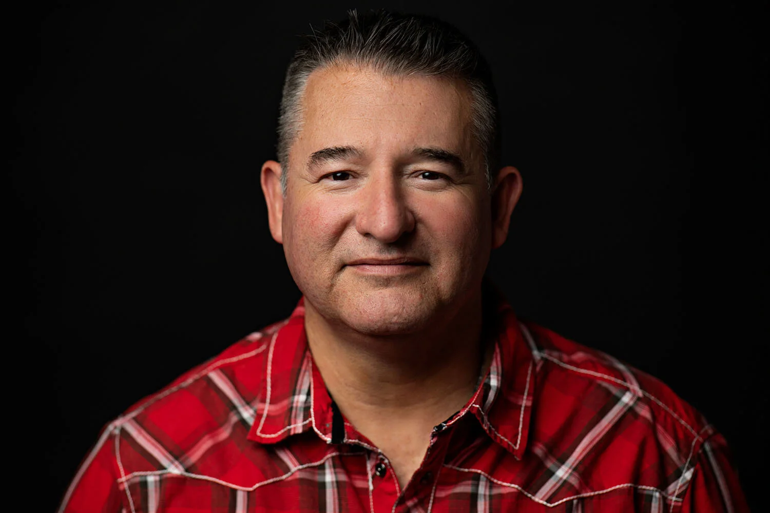 Indigenous Medium Shawn Leonard