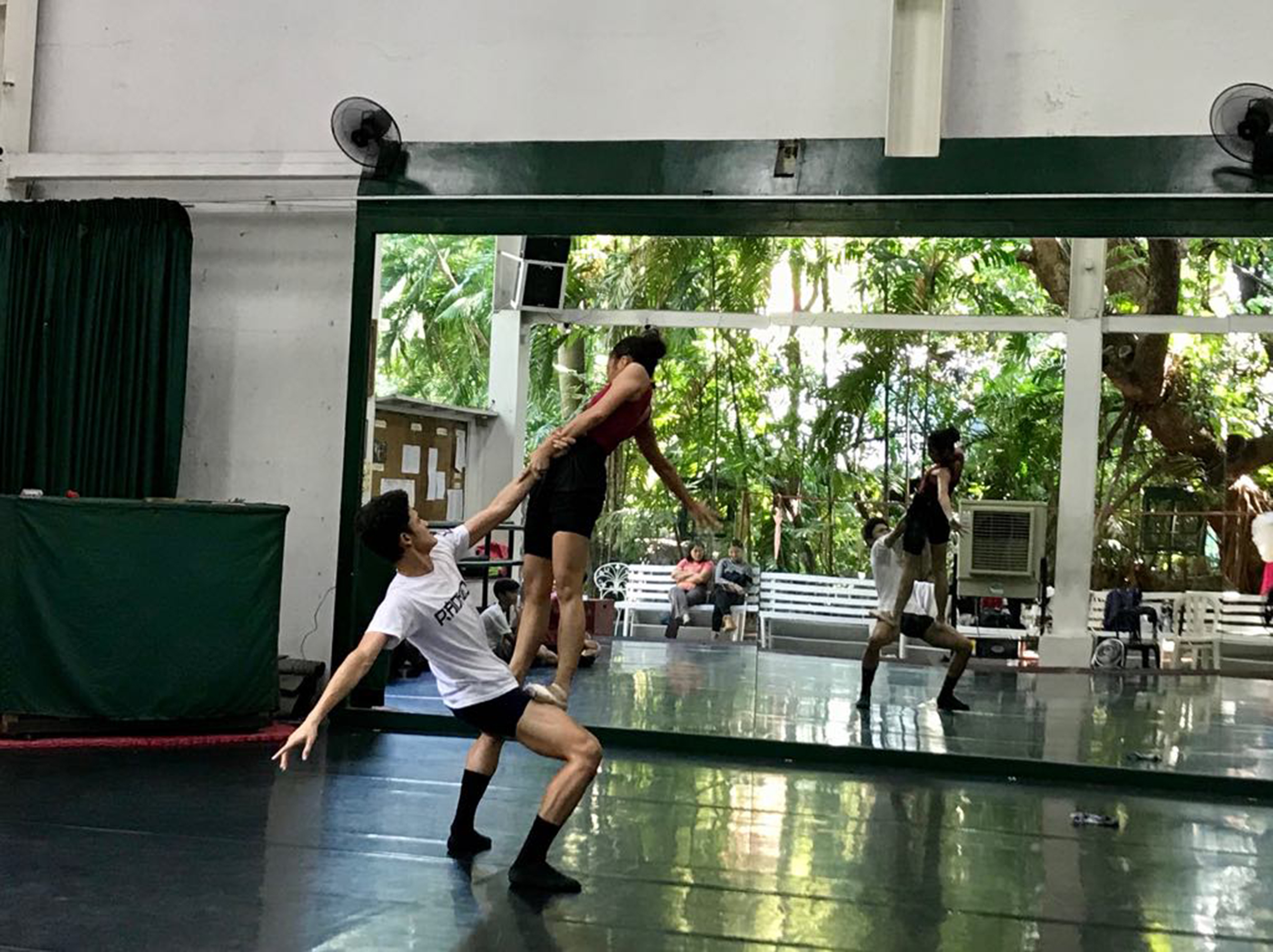 Choreography in Focus: Fuga by Gerardo Francisco — Ballet Manila Archives