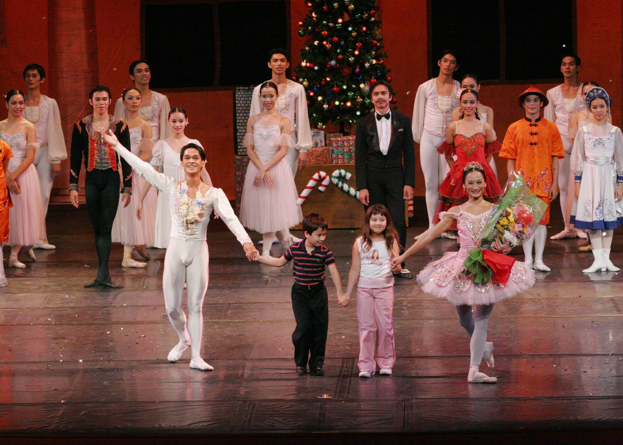 The Lisa Macuja-Elizalde I know — Ballet Manila Archives