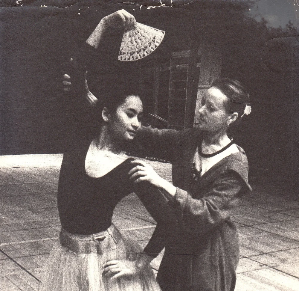 Olé! Don Quixote fun facts: #6 – Fantastic fan fare — Ballet Manila ...