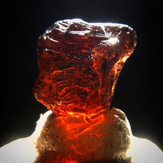 You, A Garnet Expert In Less Than 5 Minutes — ANDREA LI