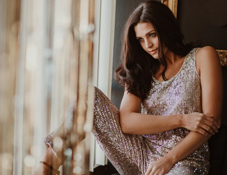 Disco fever. NYE Party Outfit Inspiration What to Wear. Outfit glam ...