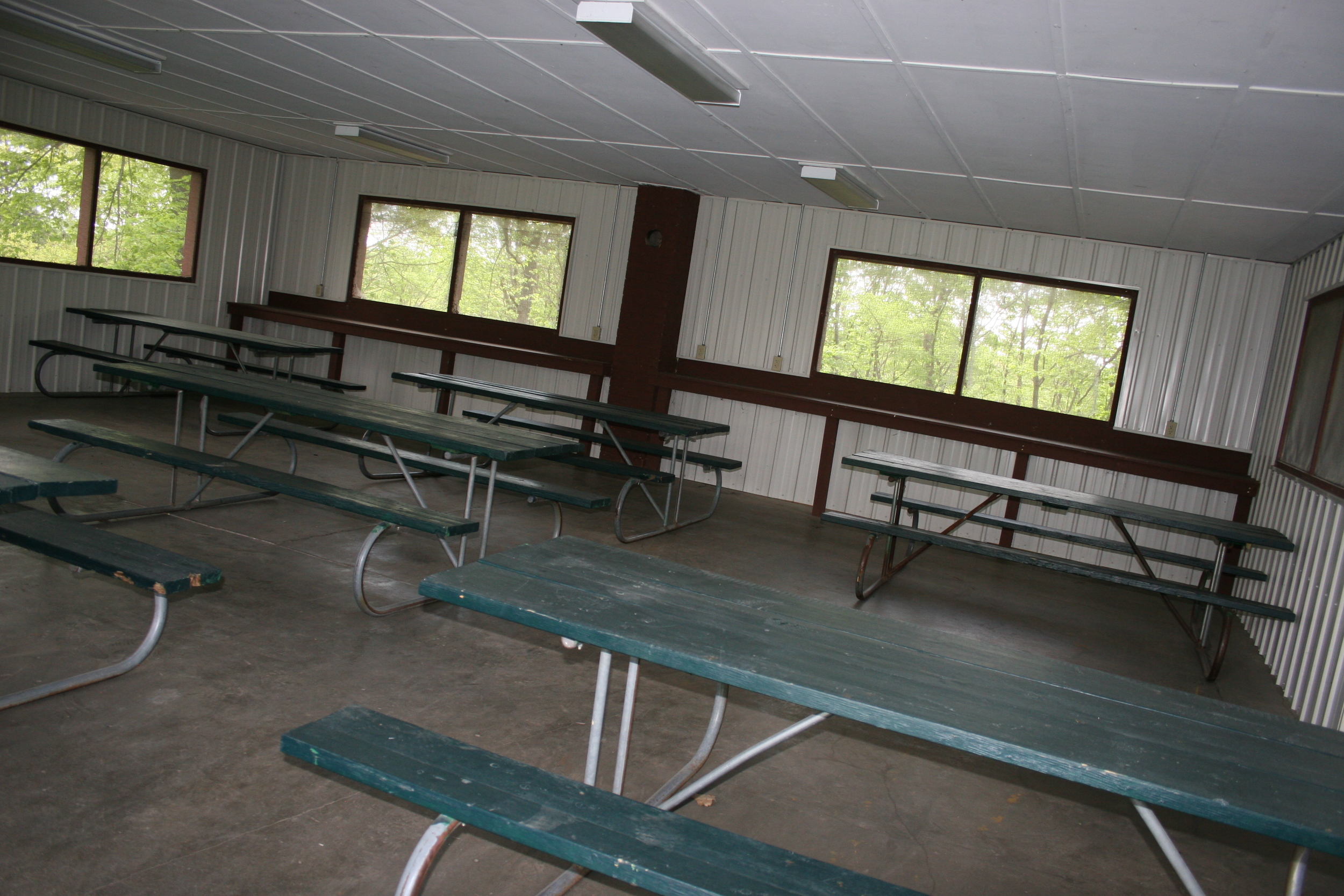 SHELTERS AND PAVILIONS — Vinton Parks & Recreation Department