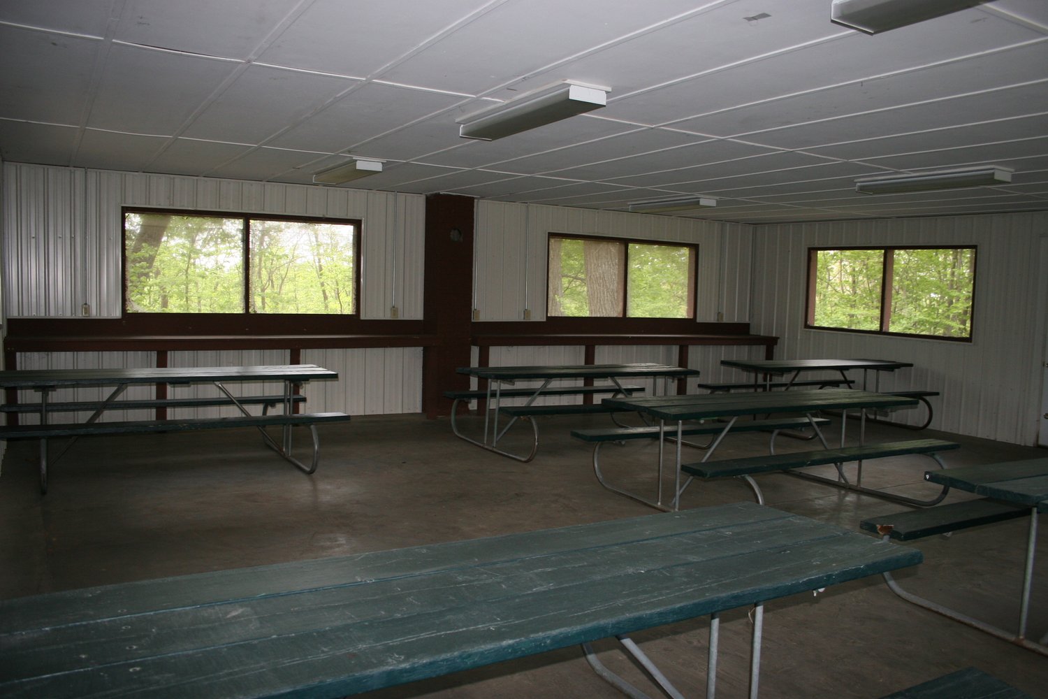 SHELTERS AND PAVILIONS — Vinton Parks & Recreation Department