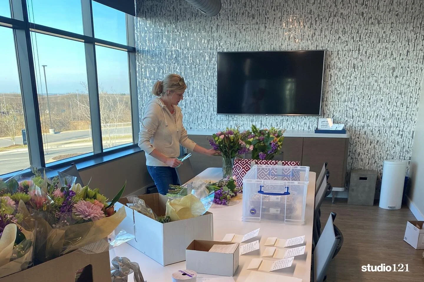 Contact — Studio 121