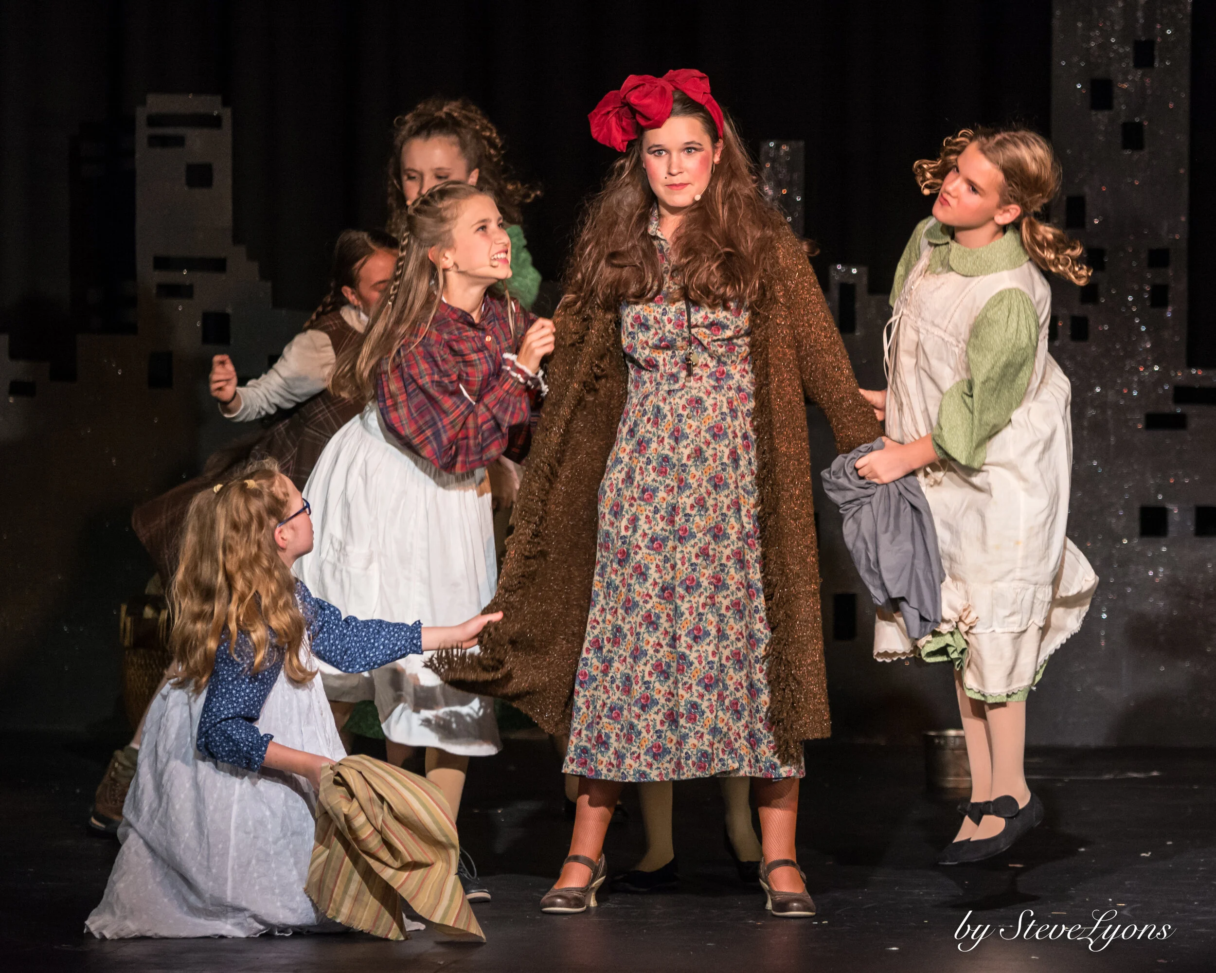 Annie Jr. — Providence Drama