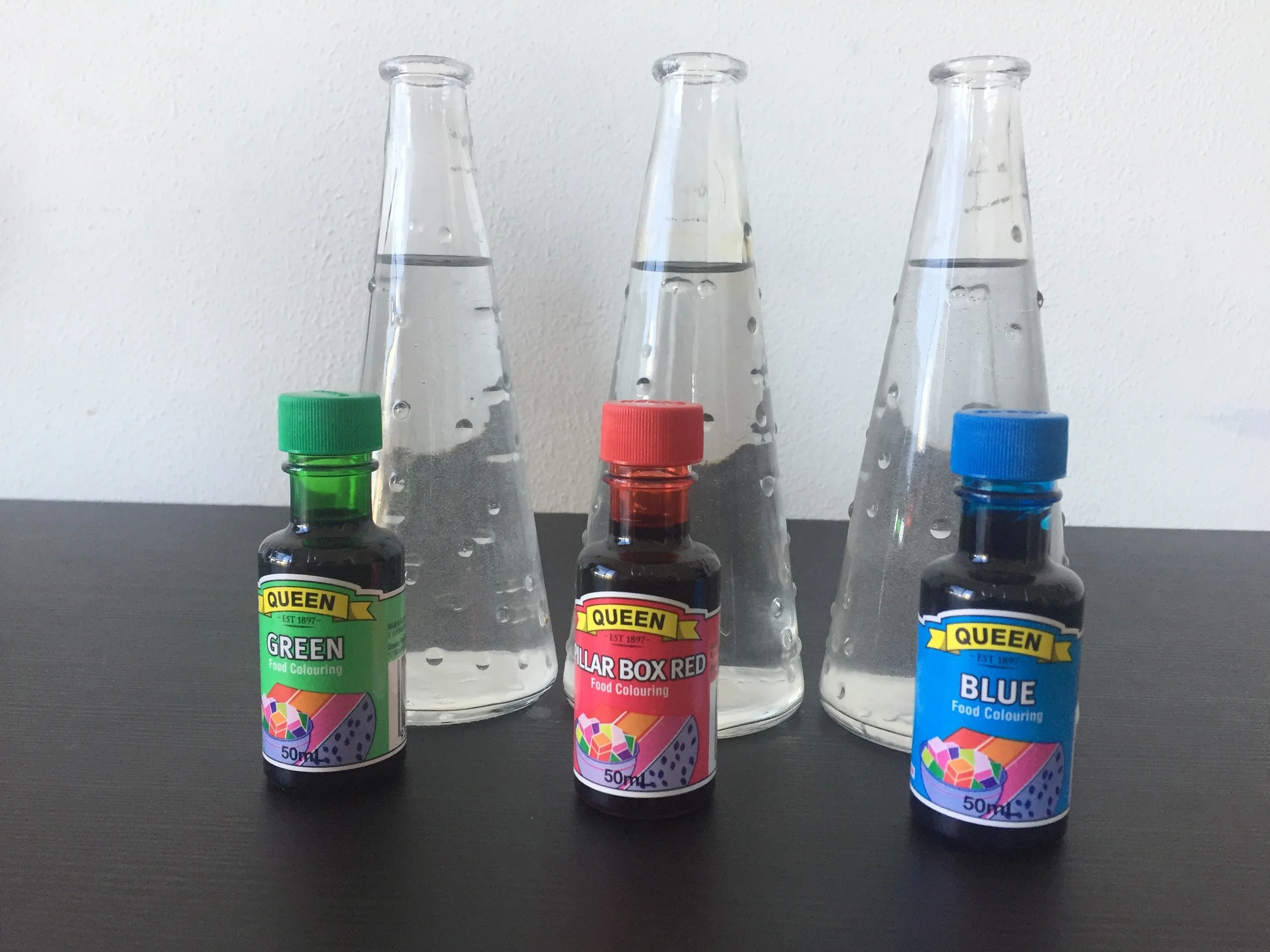 Mini s Science Corner Flower Food Dye Experiment Mini Connections