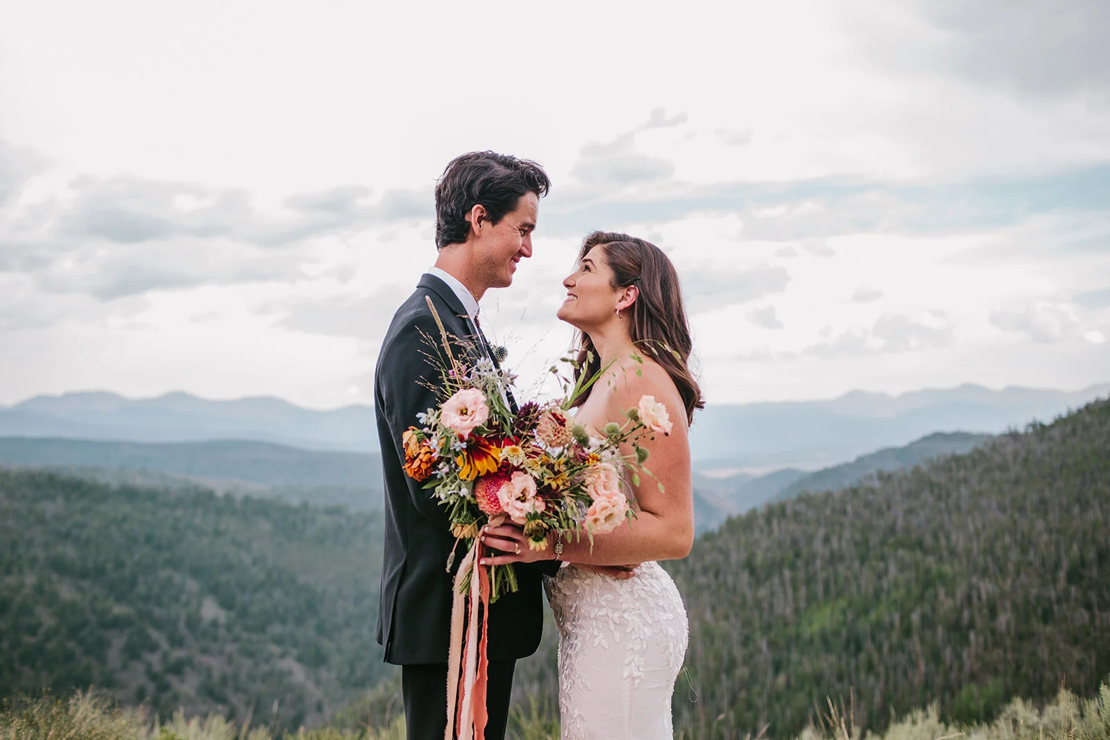 5 Colorado mountain wedding venues in Grand County — TENEIL HARTLEY EVENTS