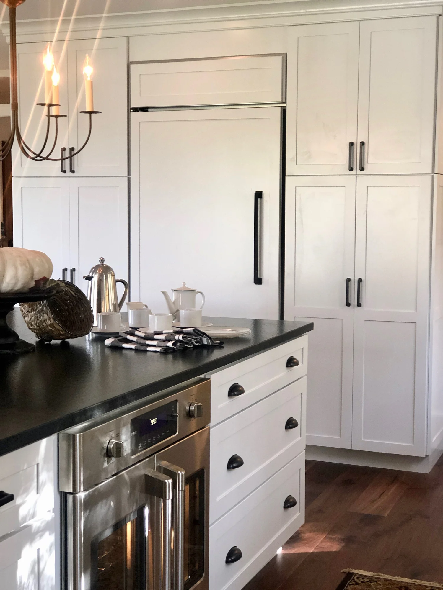 New England Farmhouse Kitchens