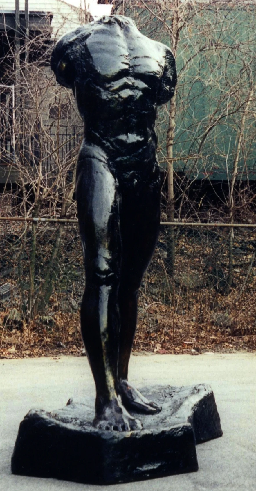 AQUA•RESIN / SETS AND PROPS