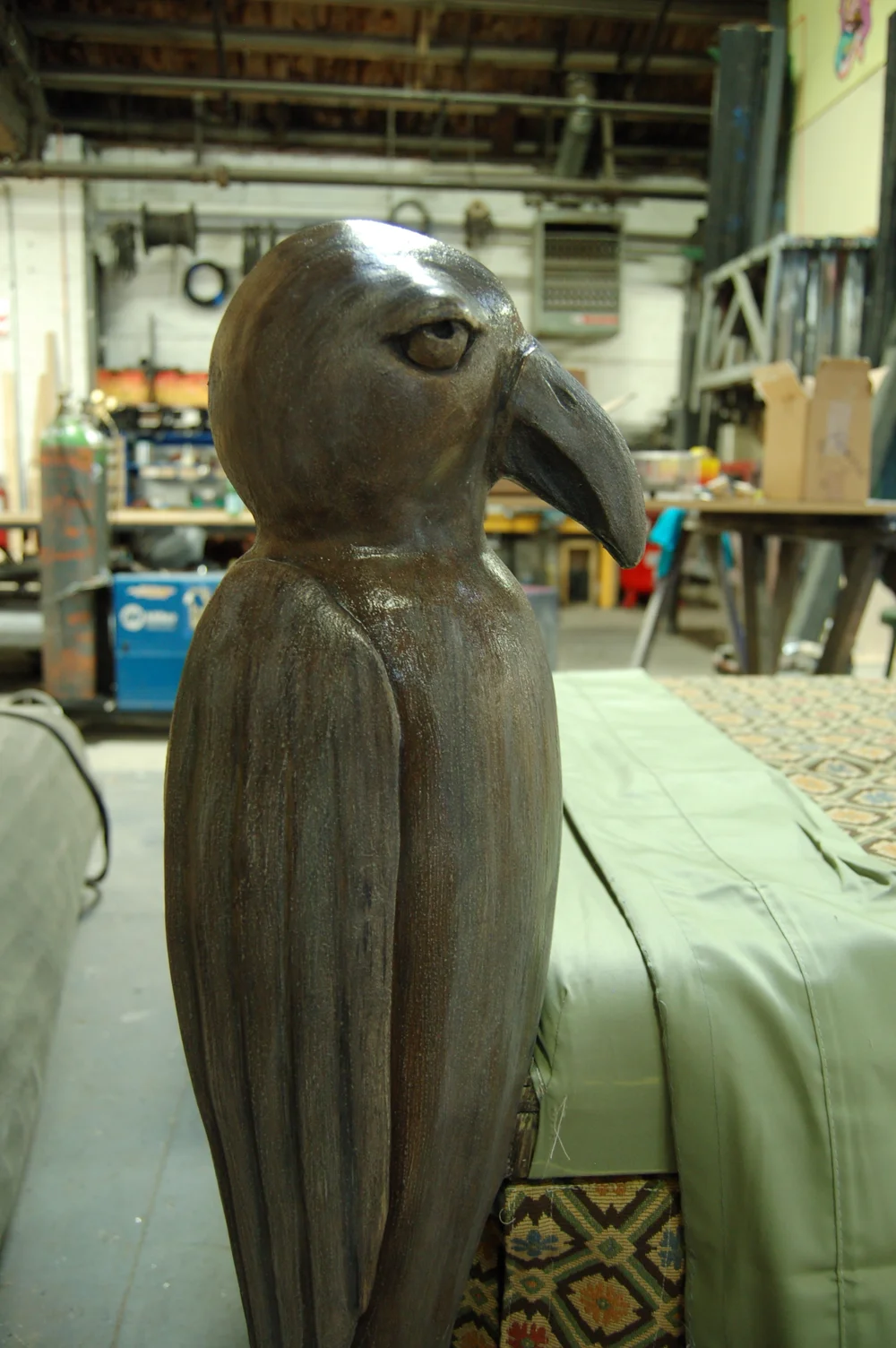 AQUA•RESIN / SETS AND PROPS