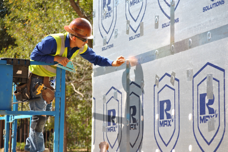 Energy Efficient Building Envelope: Strategies & Best Practices — Rmax