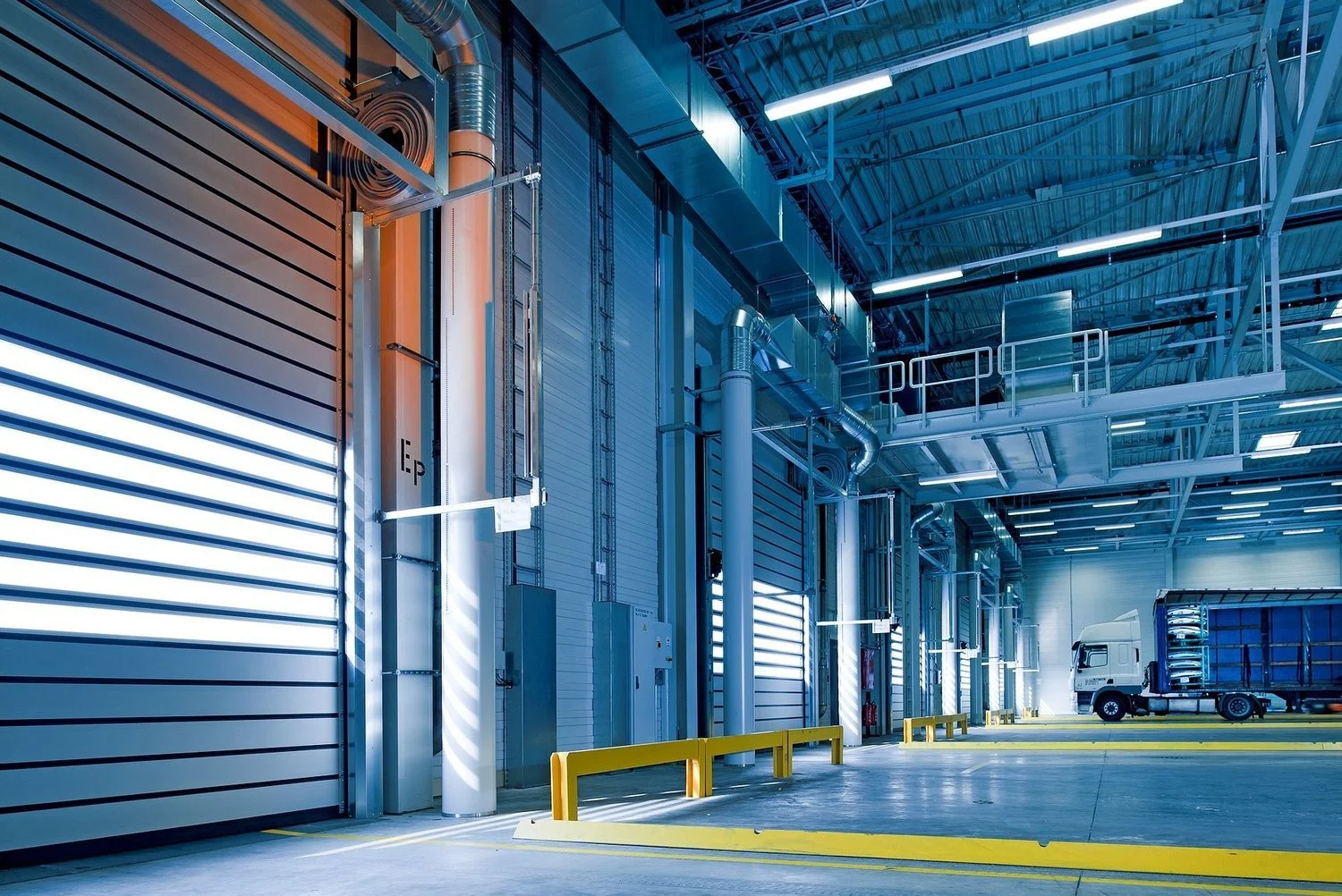 Spray Foam Insulation on Metal Building: Issues & Alternatives — Rmax